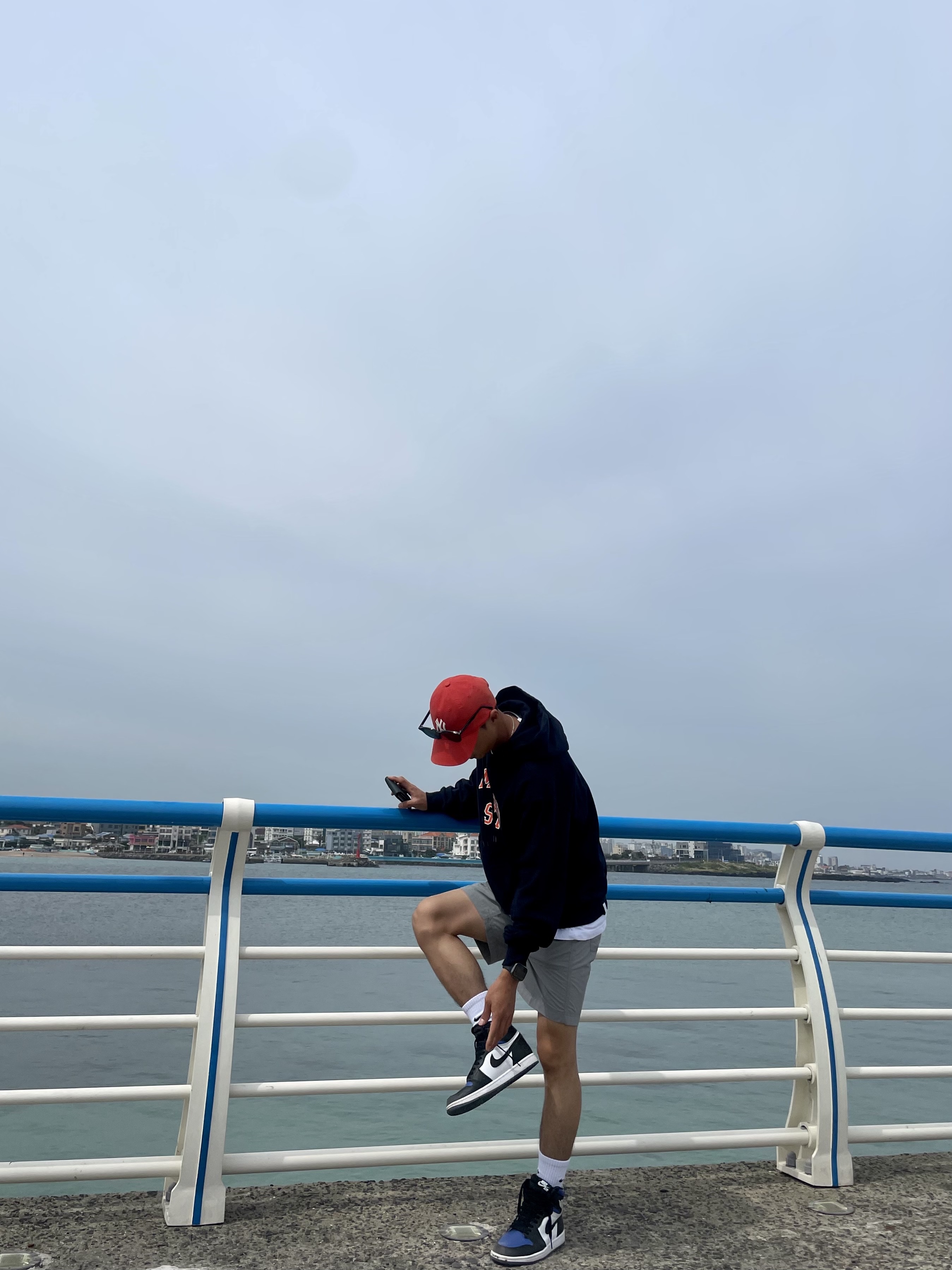 우석 (@uu_seok) 님의 게시물 | KREAM