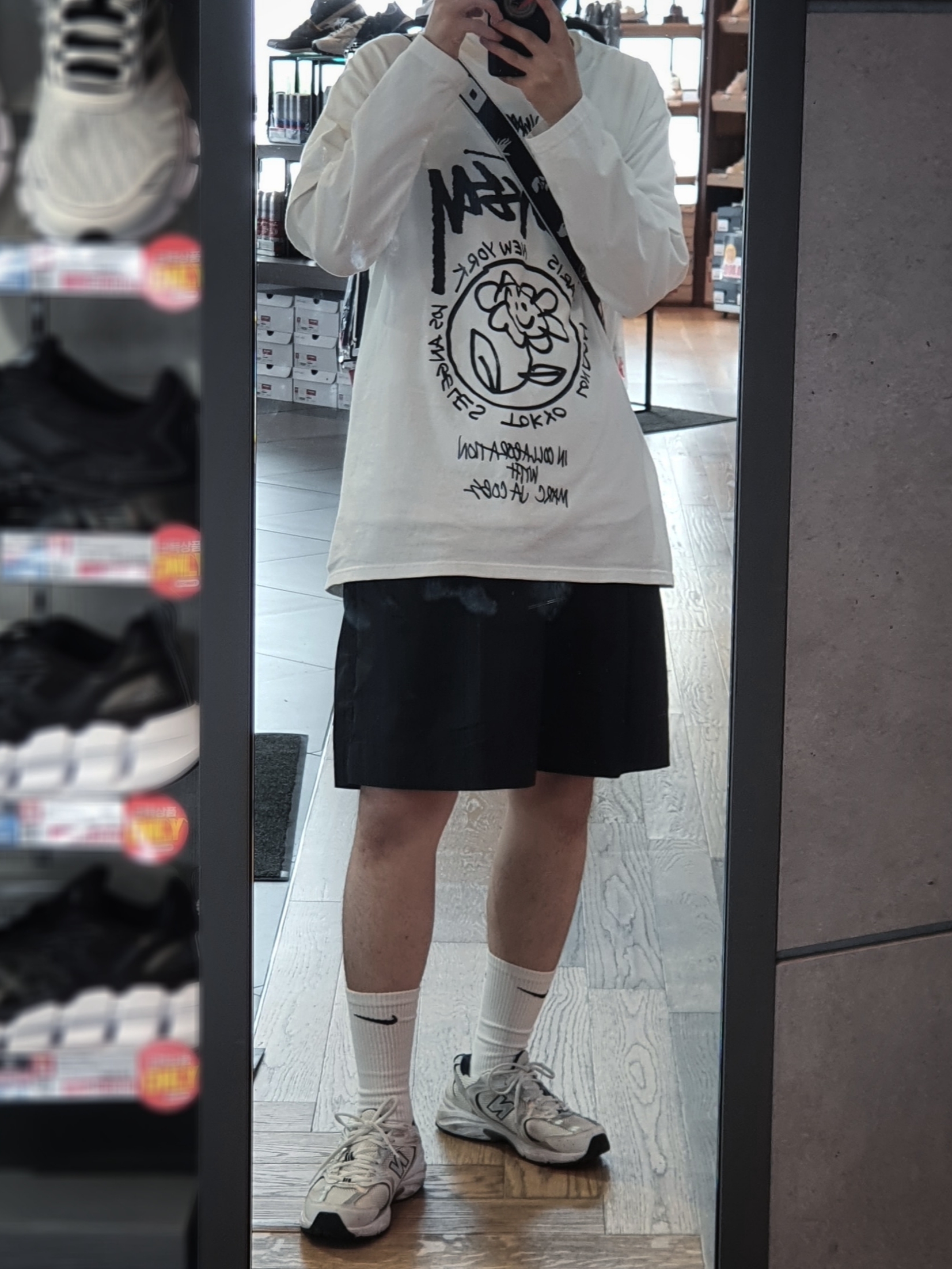 모리 (@owater_97) 님의 게시물 | KREAM