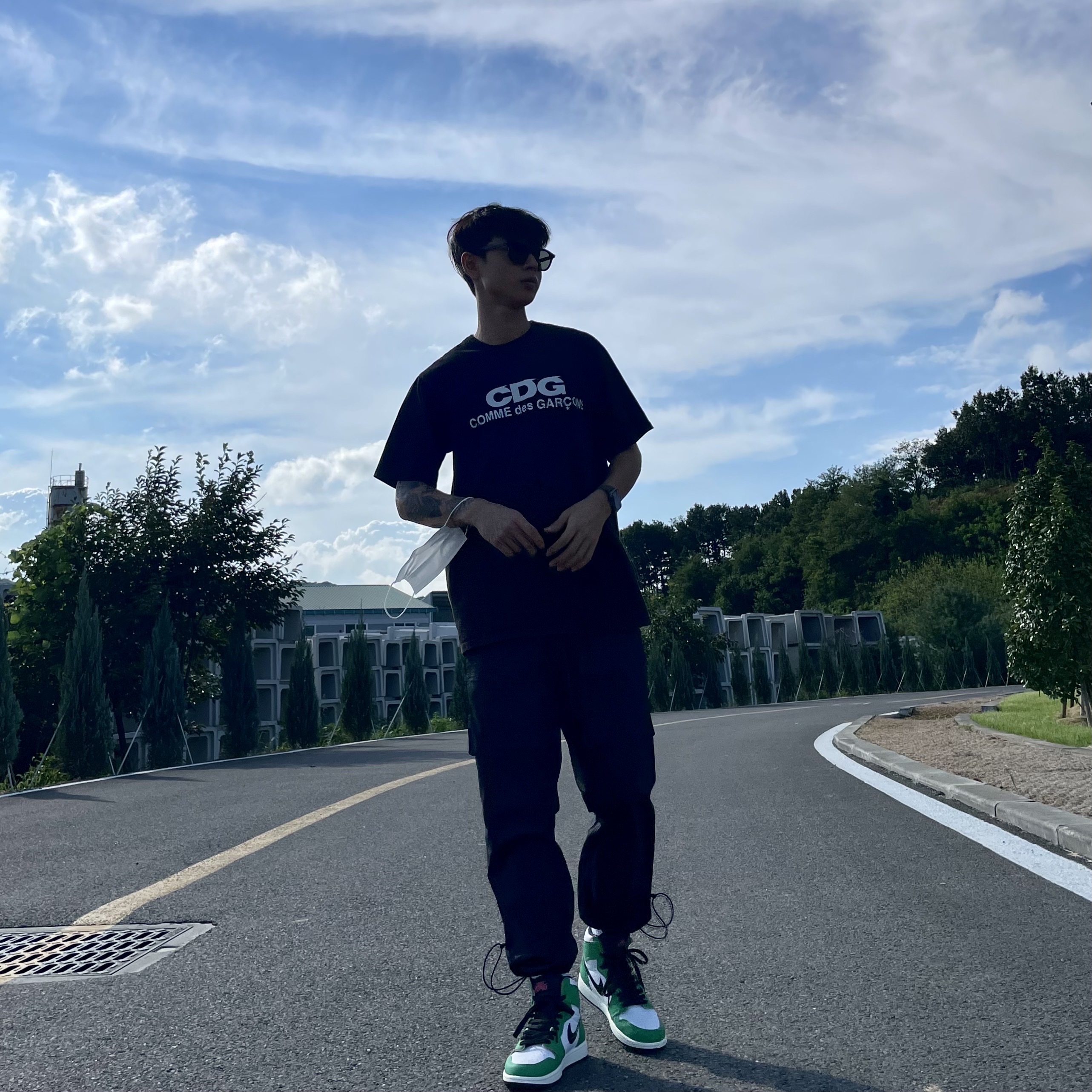 우석 (@uu_seok) 님의 게시물 | KREAM