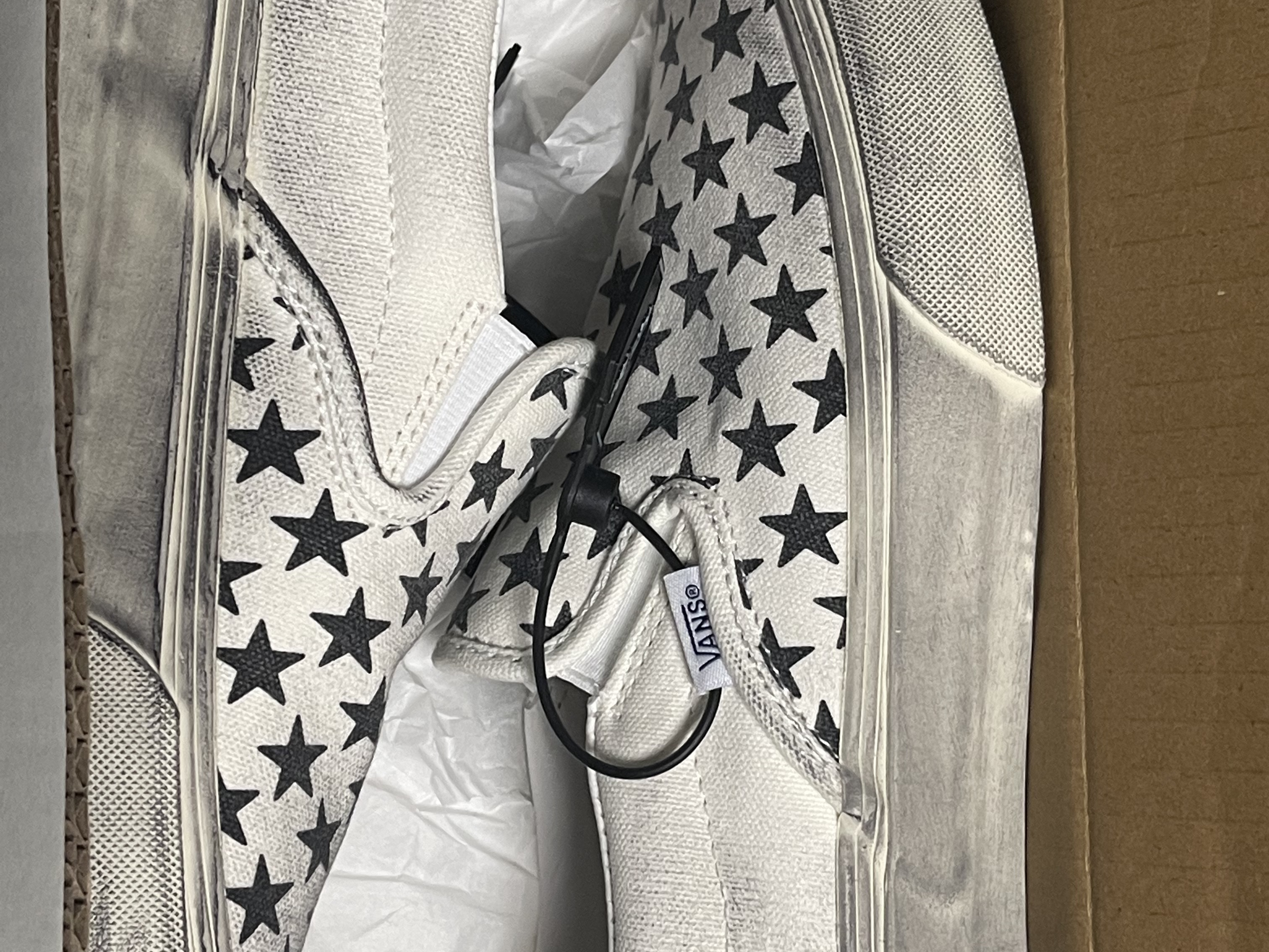 @hjkkk) 님의 게시물 | KREAM