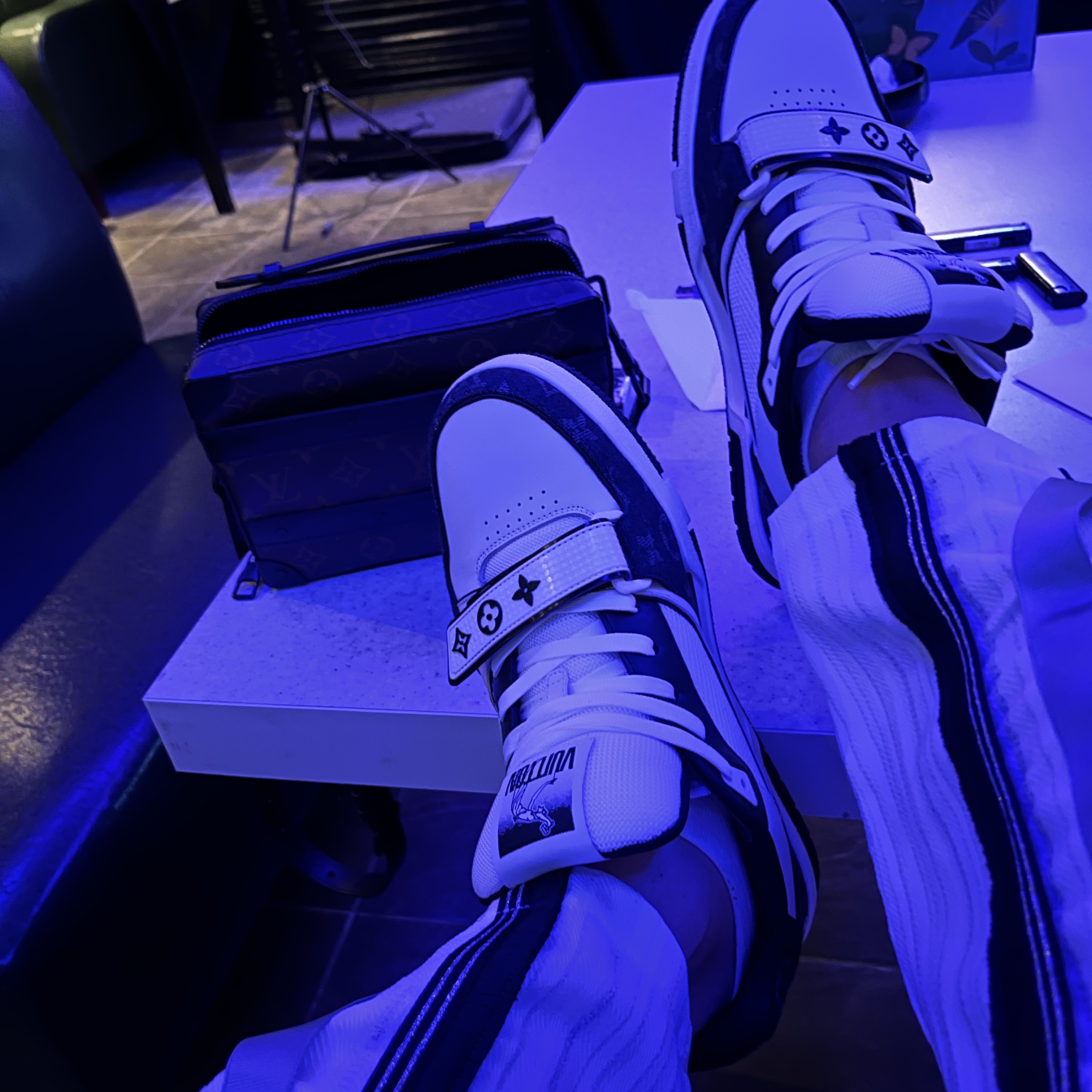 콩시니 (@khs_0305__) 님의 게시물 | KREAM