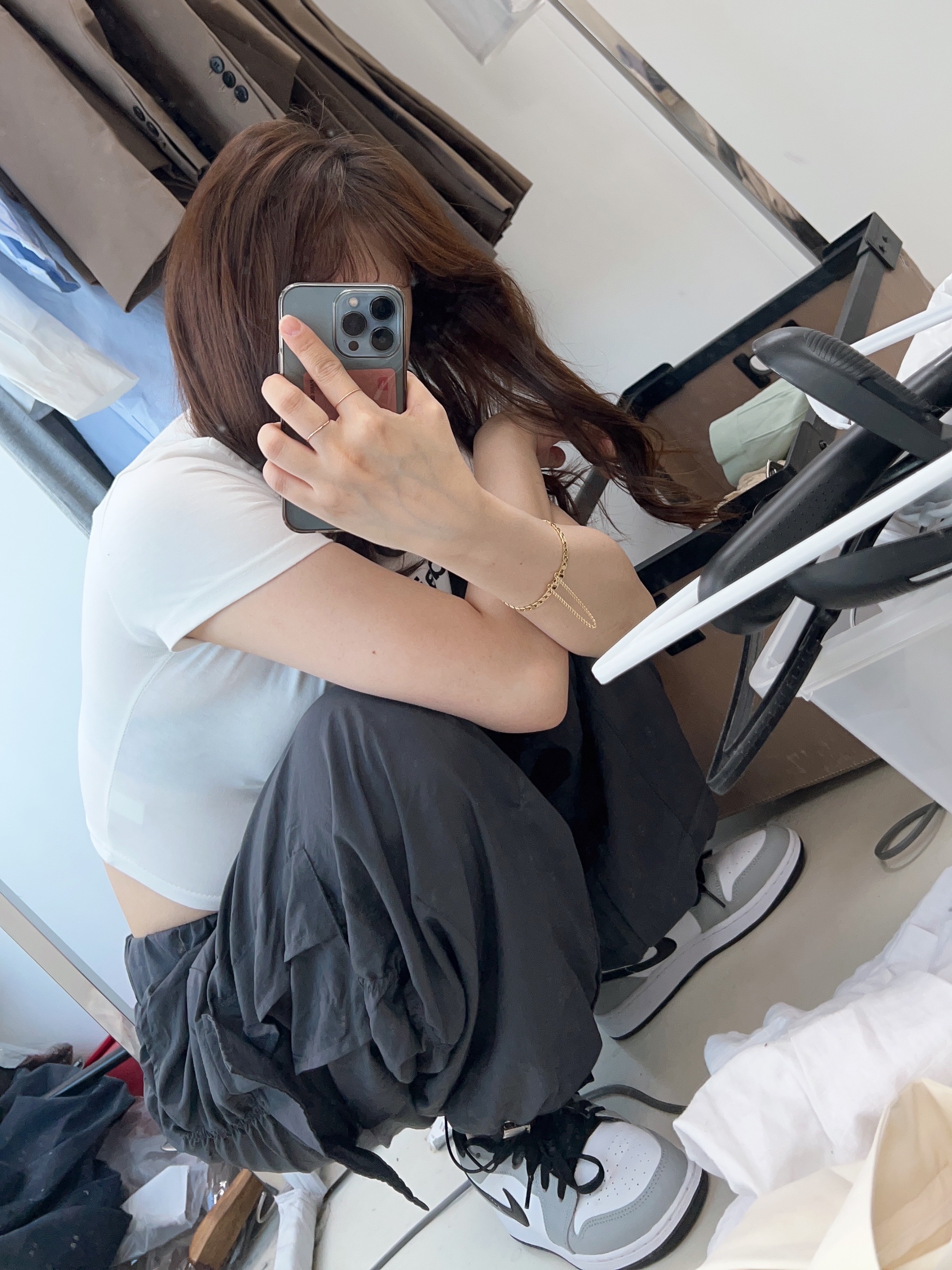 비니 (@bin.s_) 님의 게시물 | KREAM