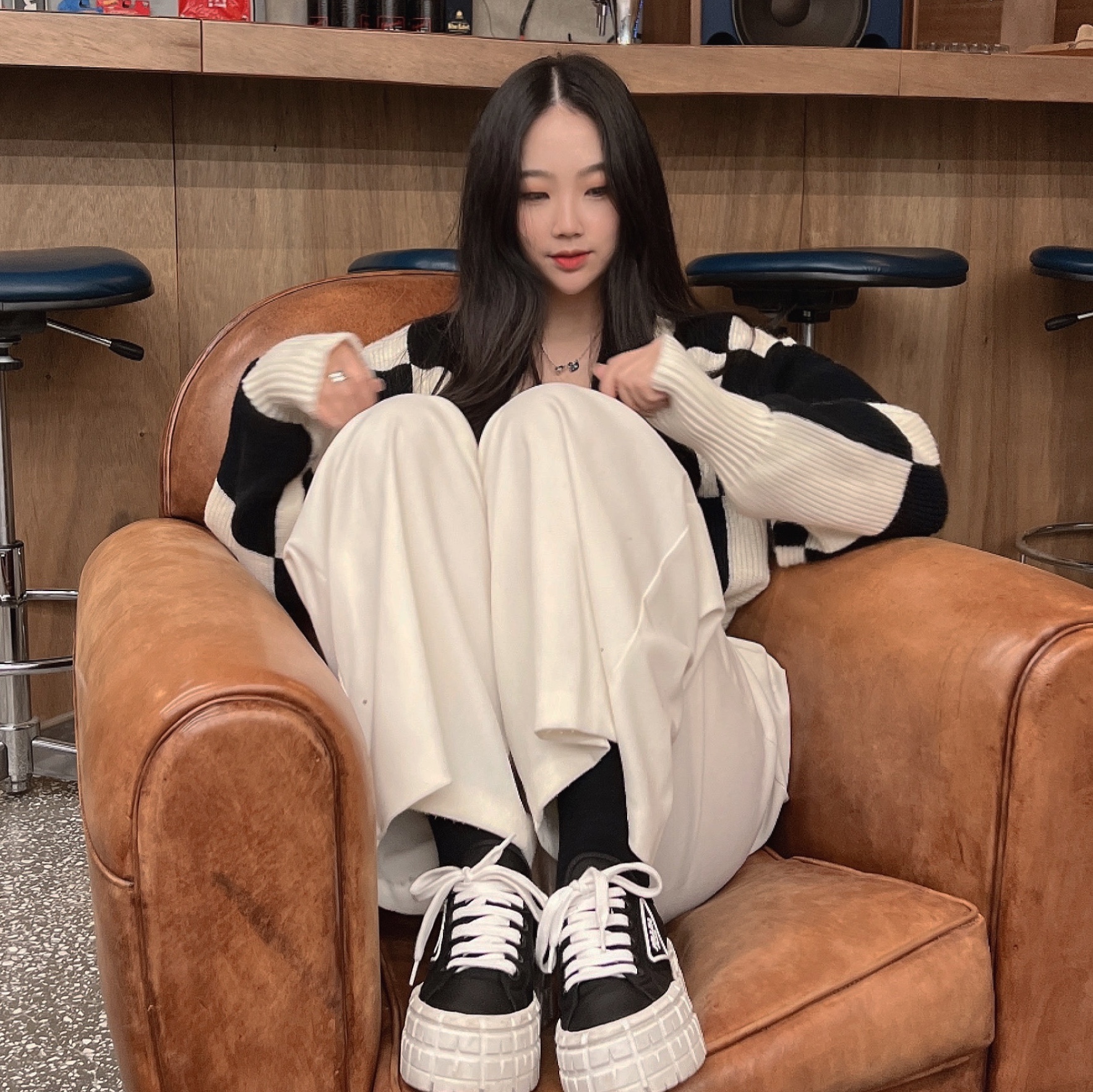 mulmont2 (@mulmont2) 님의 게시물 | KREAM