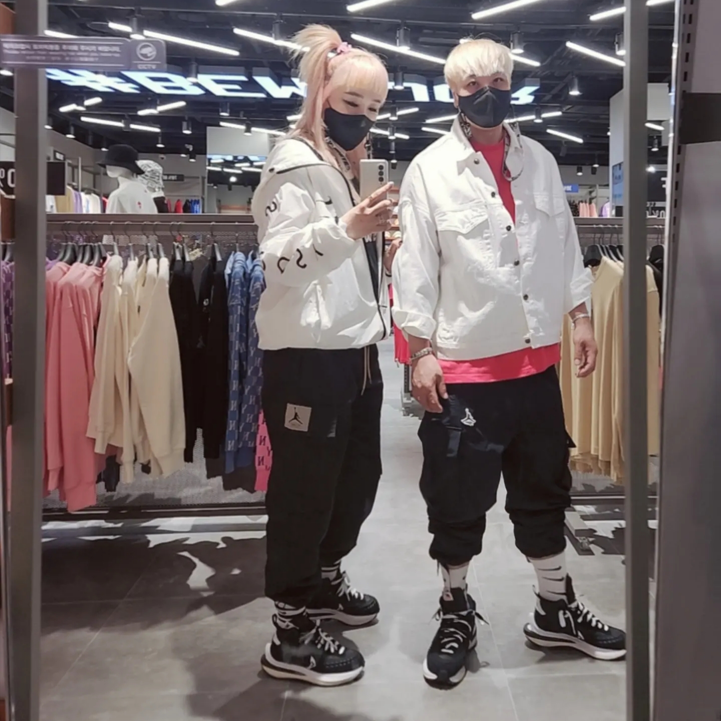 RING.ZI (@ringzi) 님의 게시물 | KREAM