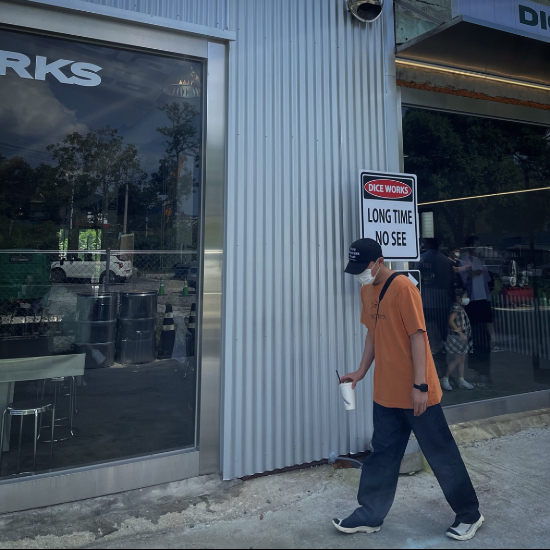 정비비 (@no_doubtz) 님의 게시물 | KREAM