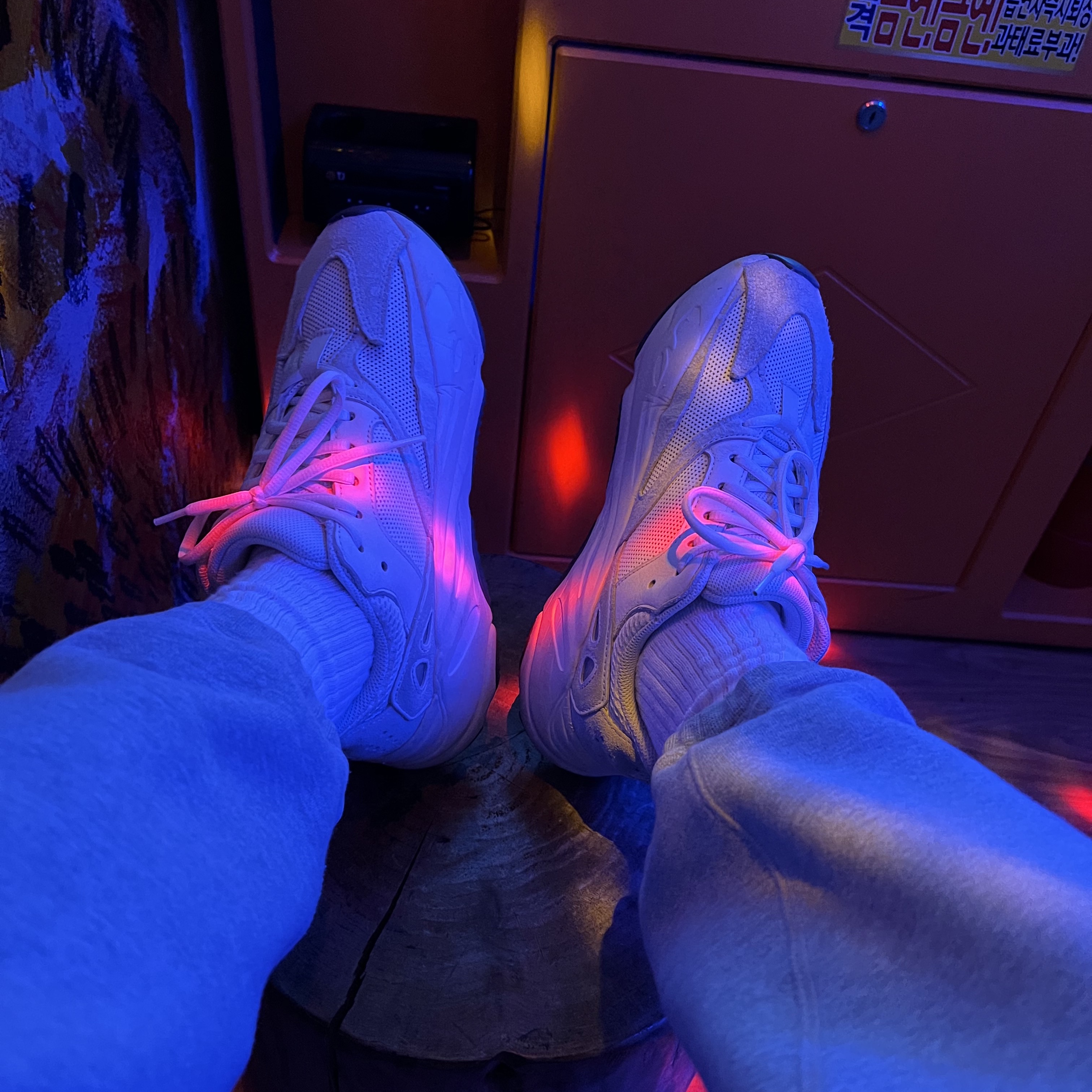 난바 (@osaka) 님의 게시물 | KREAM