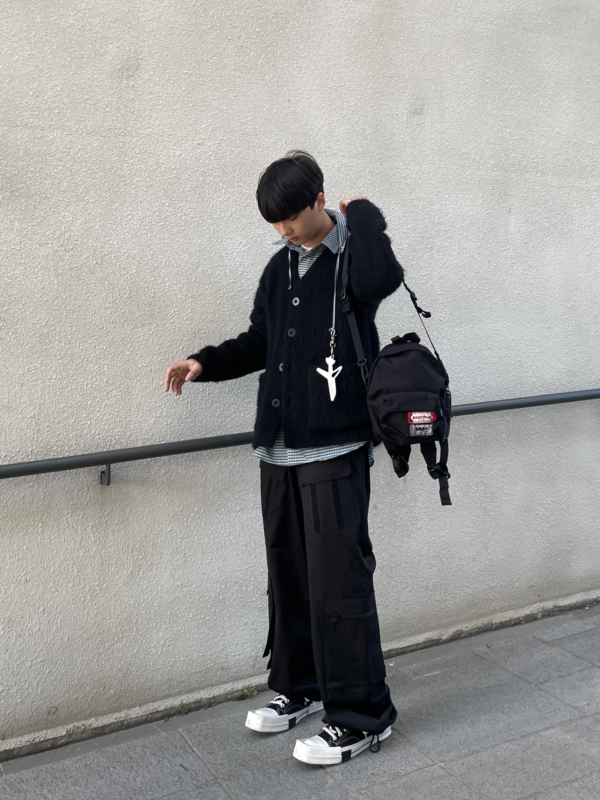 알랑방구 (@y0eaj6un) 님의 게시물 | KREAM