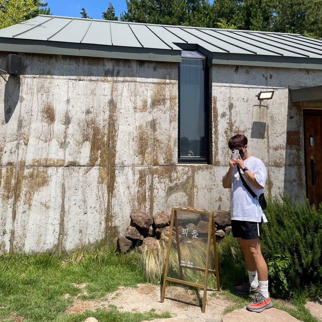 🔜 (@wookkks) 님의 게시물 | KREAM