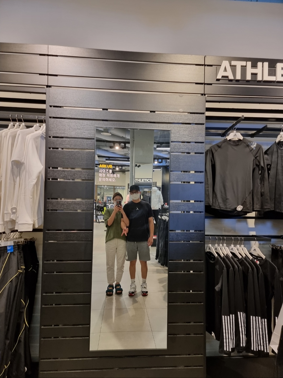 hlacks (@jordangoodd...) 님의 게시물 | KREAM