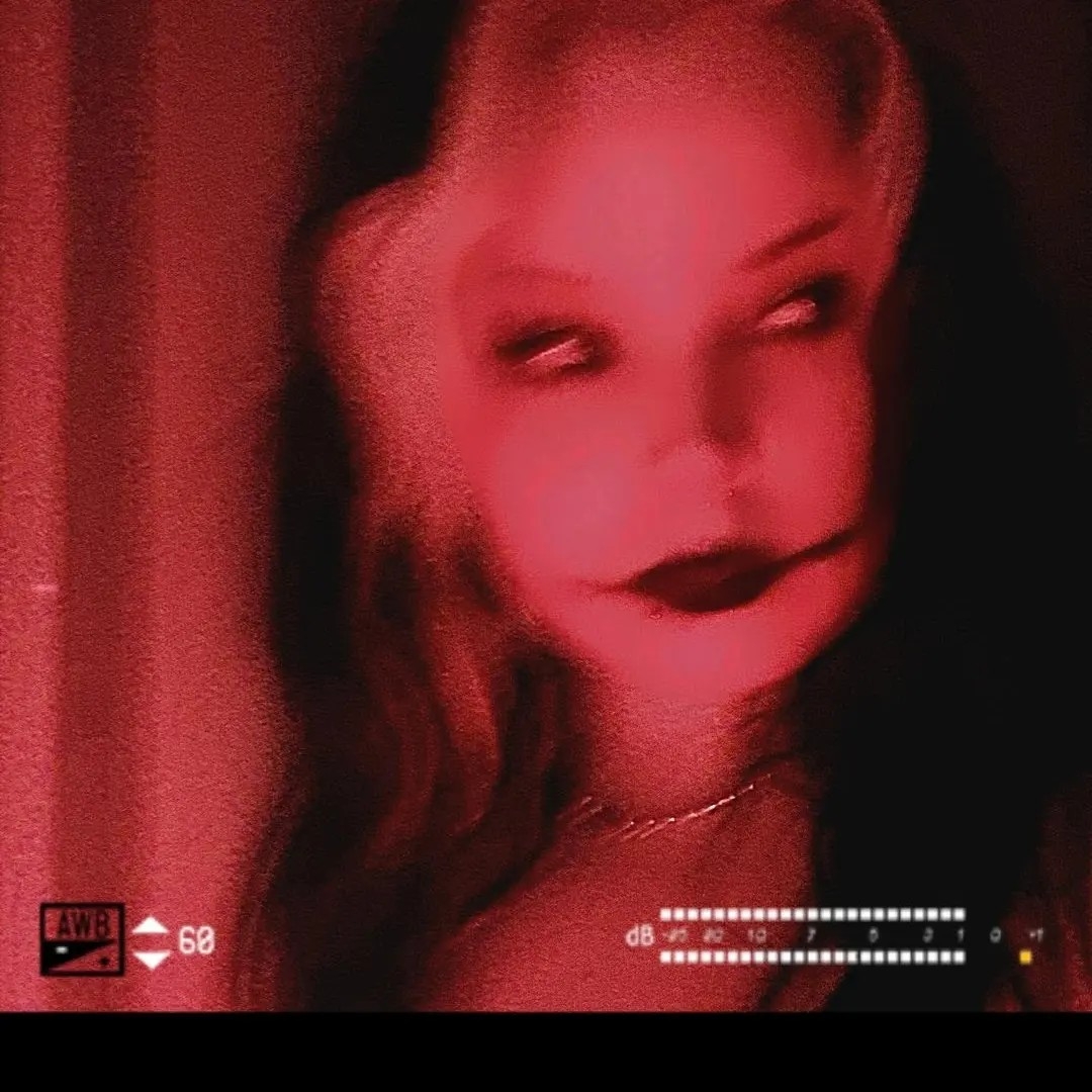 lx (@lxxoo) 님의 게시물 | KREAM