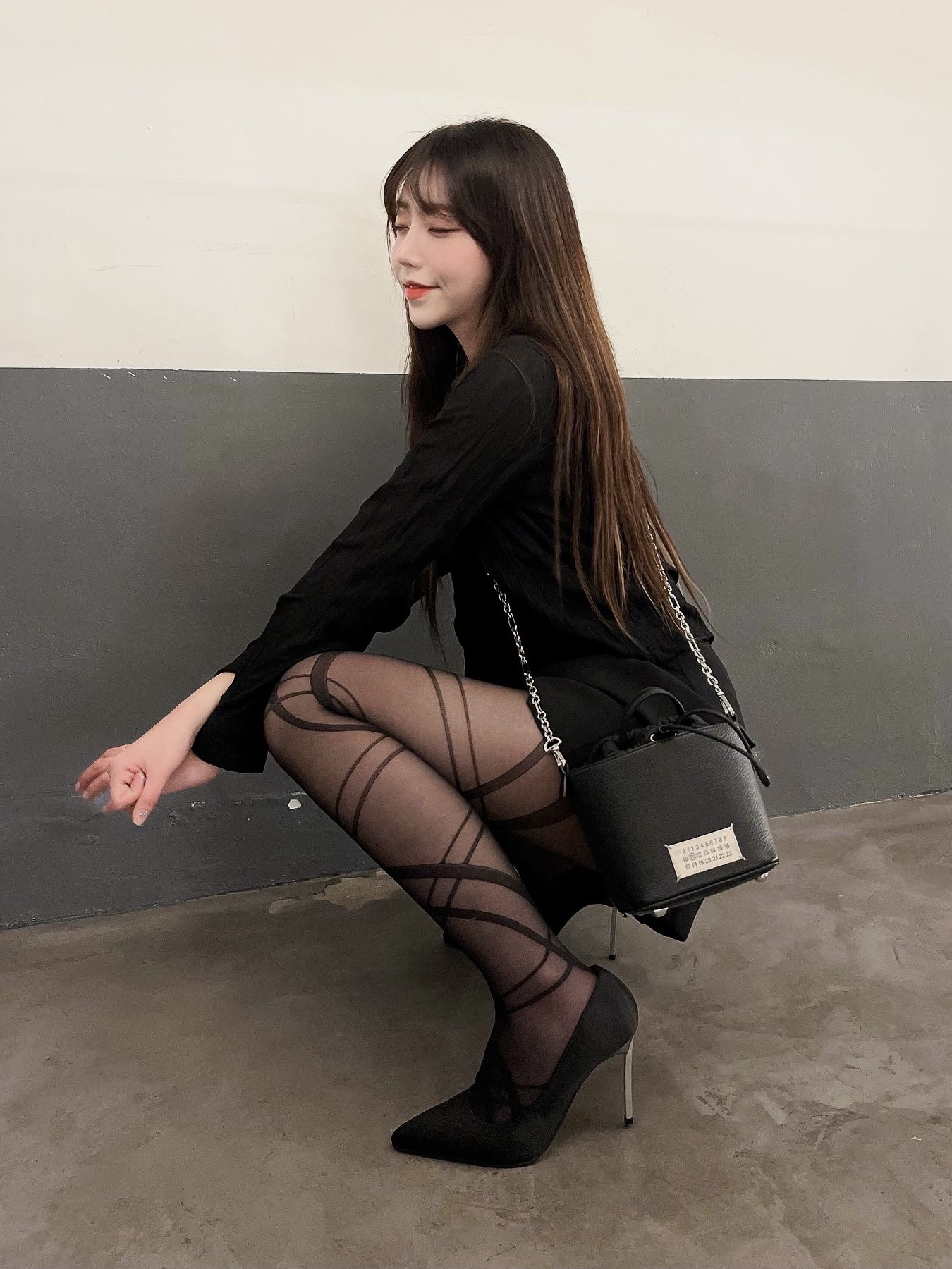 민주 (@miing.9) 님의 게시물 | KREAM