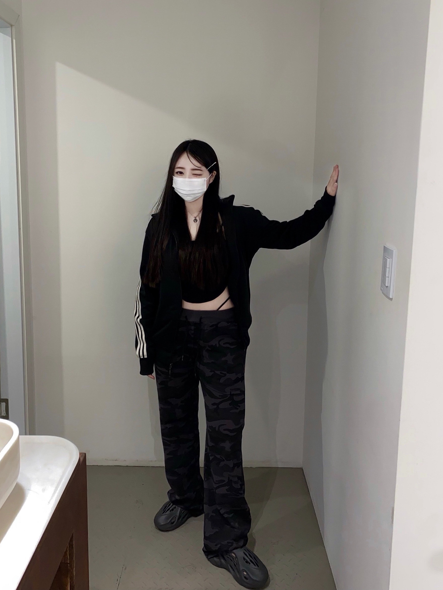 (@won__) 님의 게시물 | KREAM