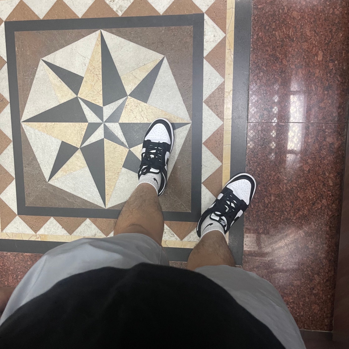 @hjkkk) 님의 게시물 | KREAM