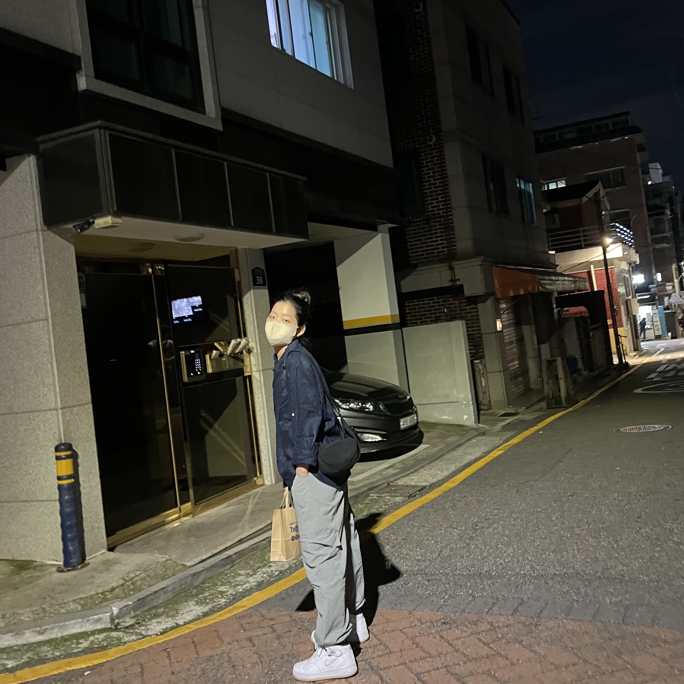 이만나 (@2___manna) 님의 게시물 | KREAM