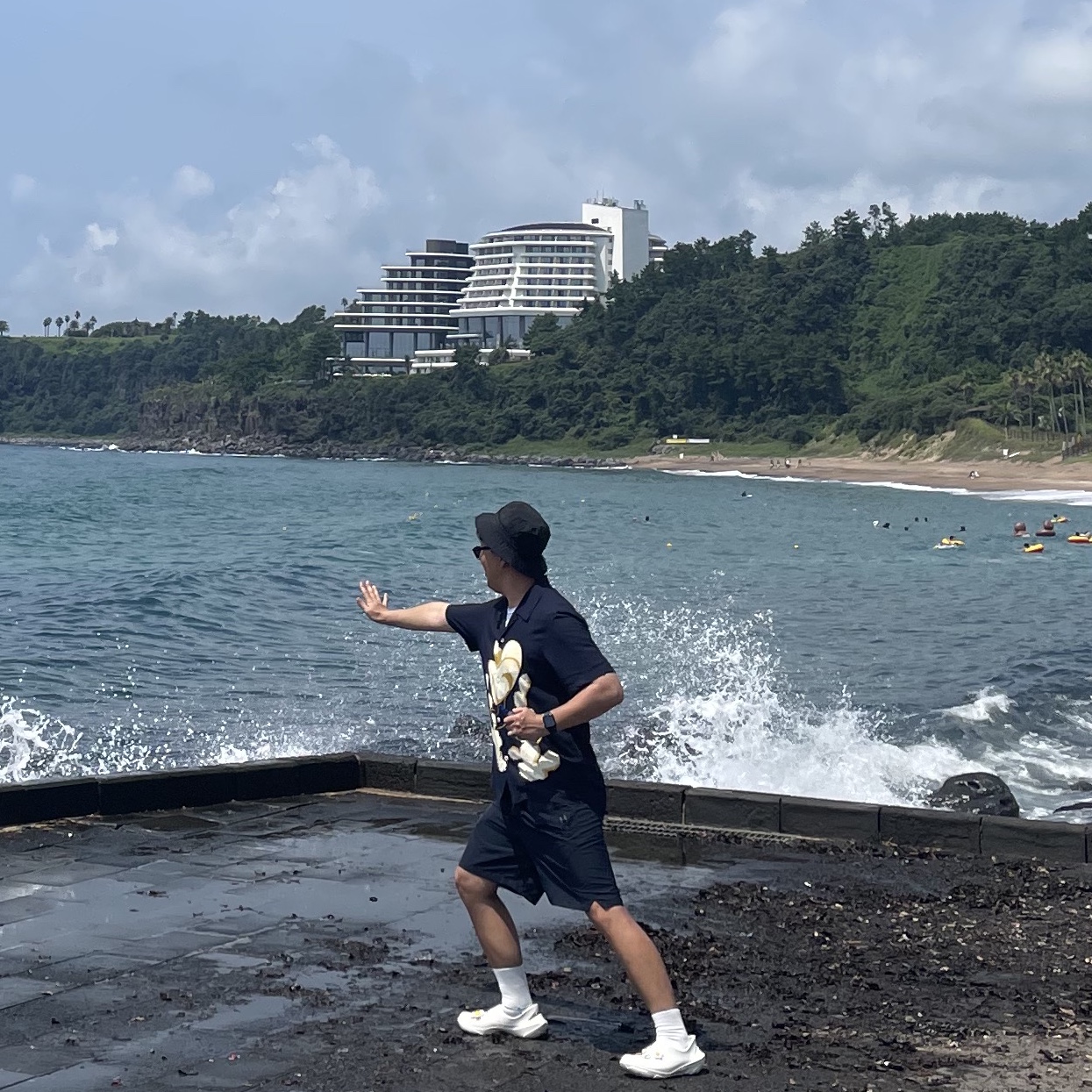 HJ (@hazn_sneaker) 님의 게시물 | KREAM