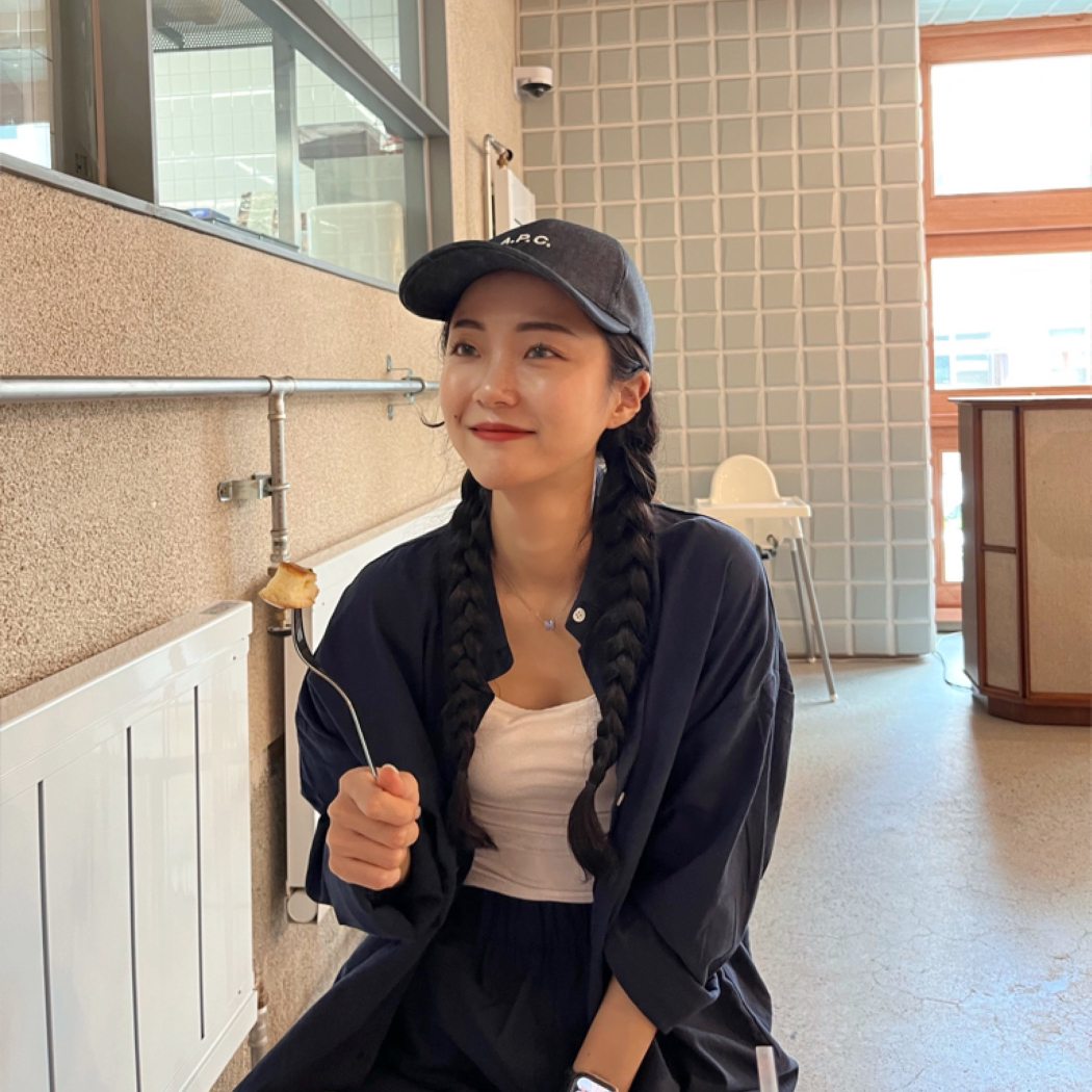 런비 (@lunb_k) 님의 게시물 | KREAM