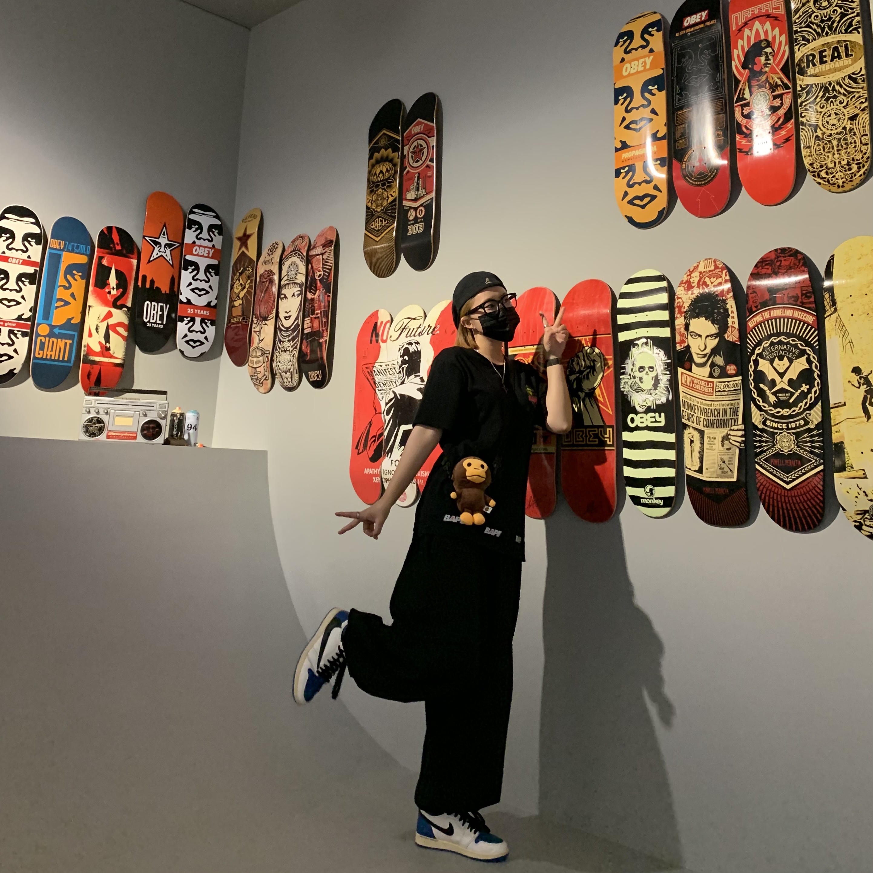 윰 (@yooooooooooomi) 님의 게시물 | KREAM