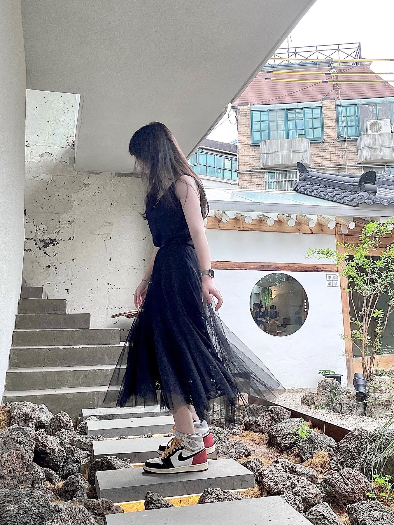 MINJI (@parxchute) 님의 게시물 | KREAM