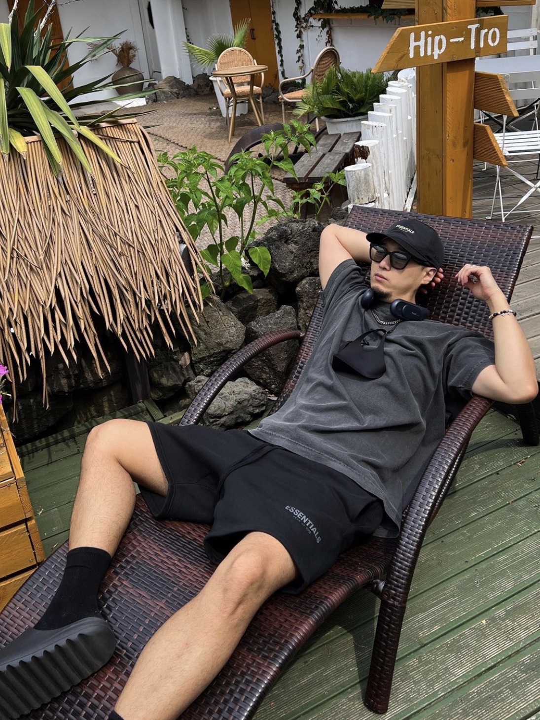 Jay (@jaytranada) 님의 게시물 | KREAM