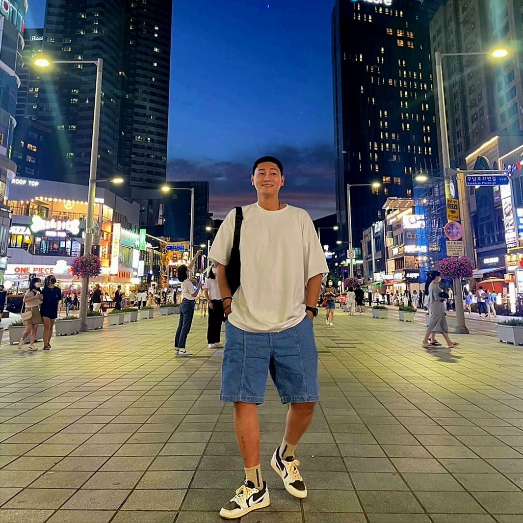 리얼아같이가 (@go.real.go) 님의 게시물 | KREAM