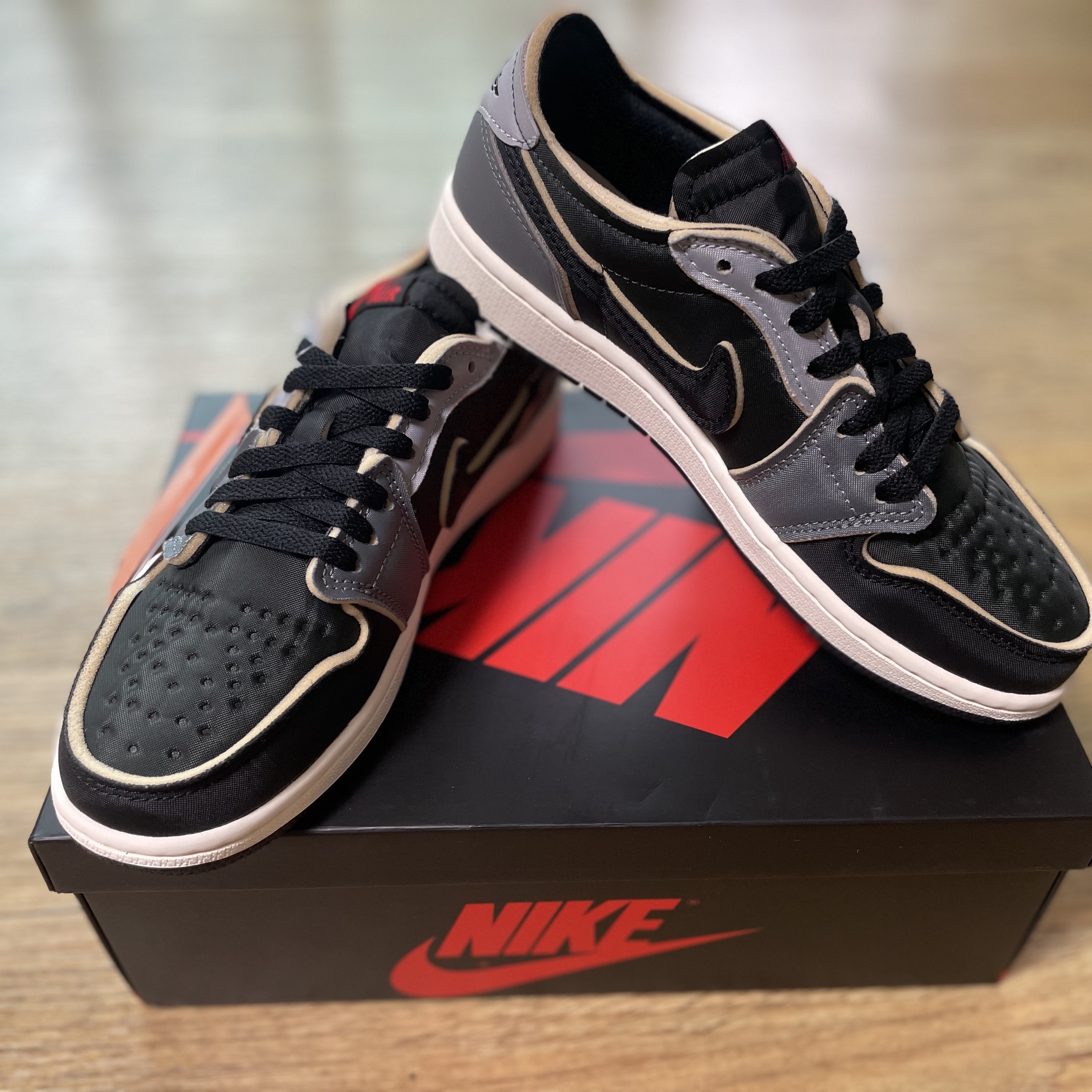 나라 (@nara_jin) 님의 게시물 | KREAM