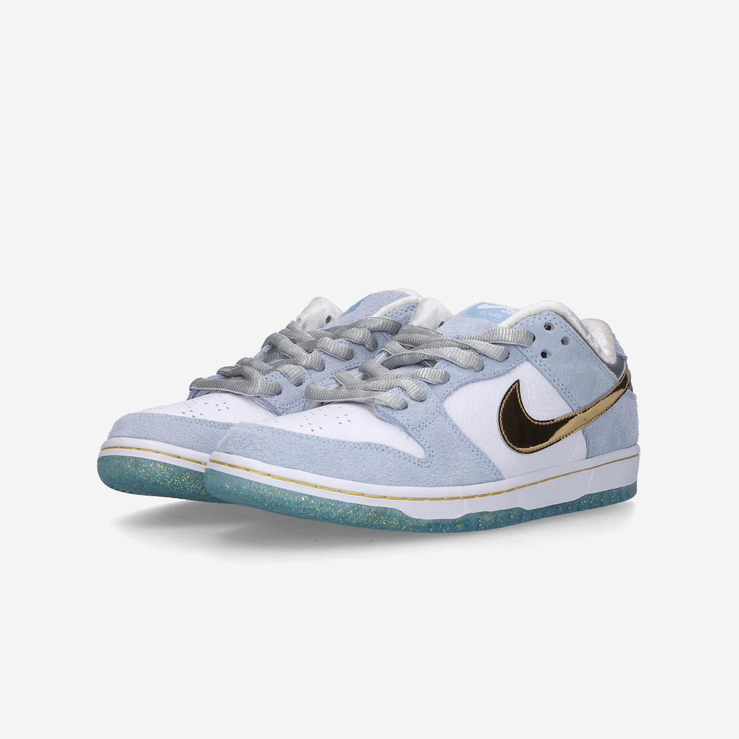 나이키 x 션 클리버 SB 덩크 로우 홀리데이 스페셜 | KREAM