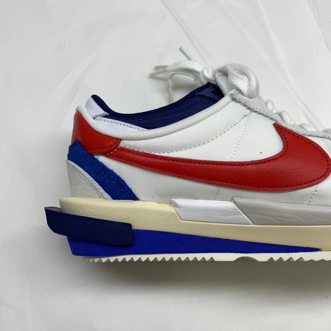 나이키 x 사카이 줌 코르테즈 SP 화이트 앤 유니버시티 레드 | KREAM