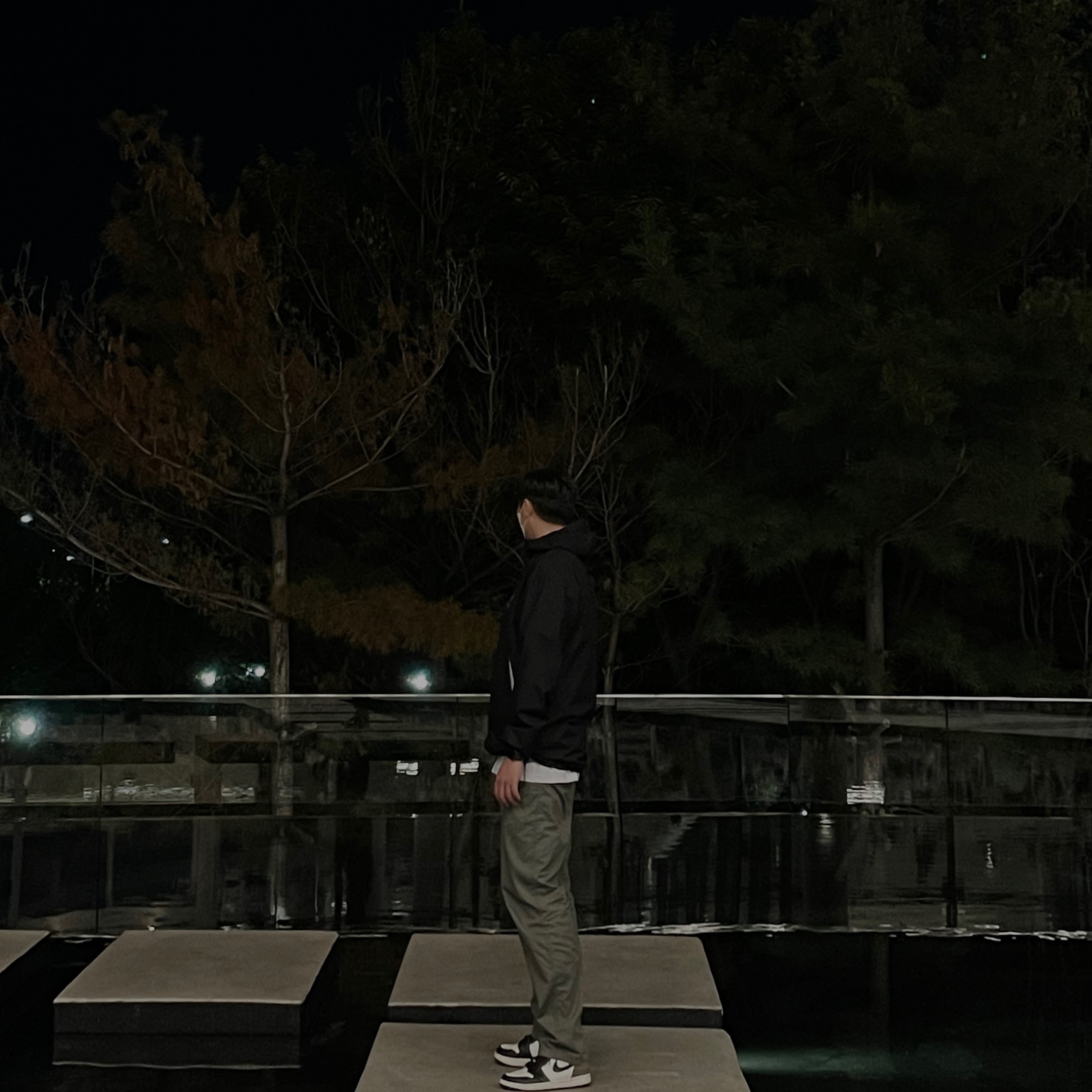 Instargram: ... (@s.__.hxx) 님의 게시물 | KREAM