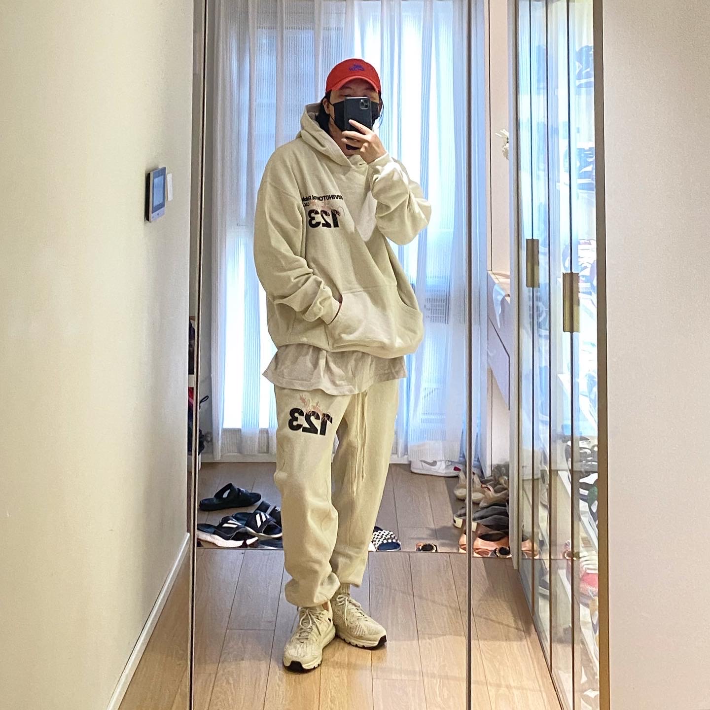 qorgudrb (@bk_gyu) 님의 게시물 | KREAM