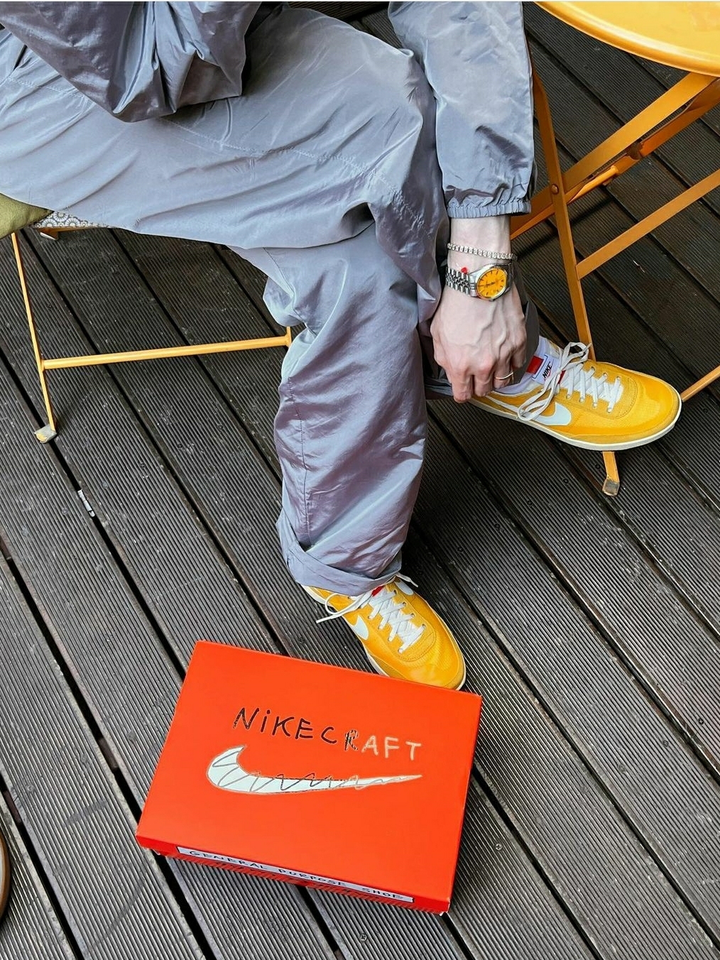 코난 (@_lets_be) 님의 게시물 | KREAM