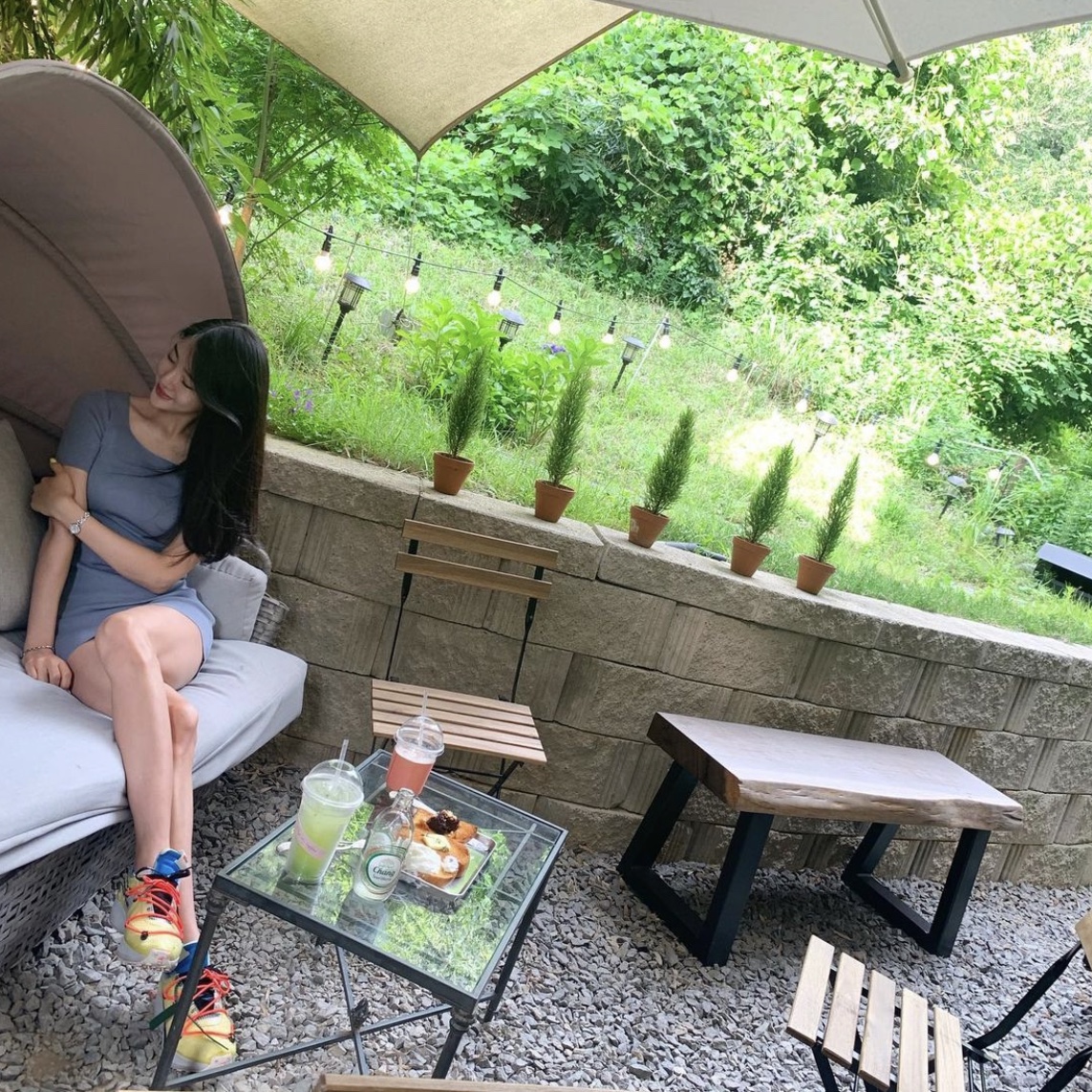 NaNa (@nana._.ya) 님의 게시물 | KREAM