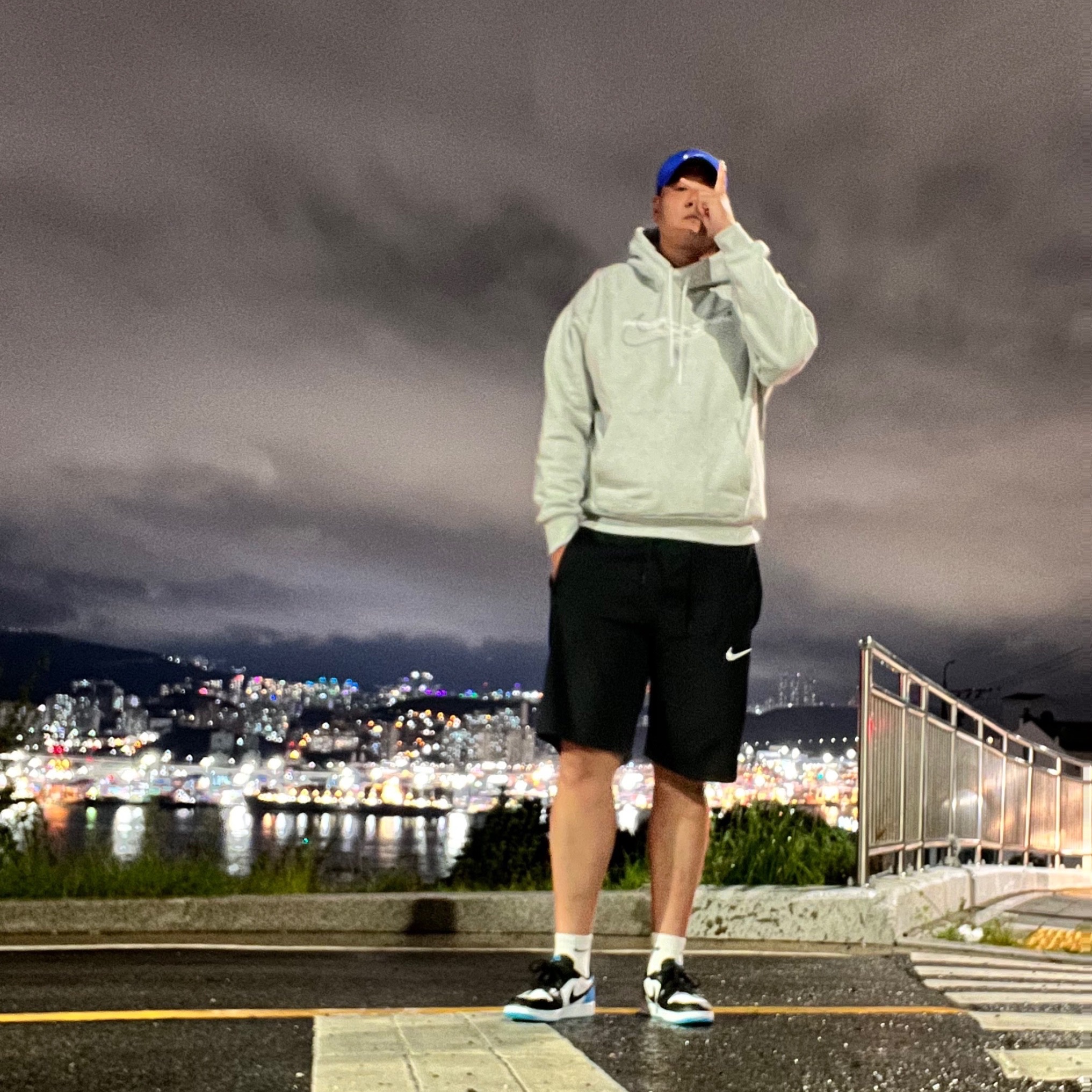 김하준 (@0n_my_wave) 님의 게시물 | KREAM