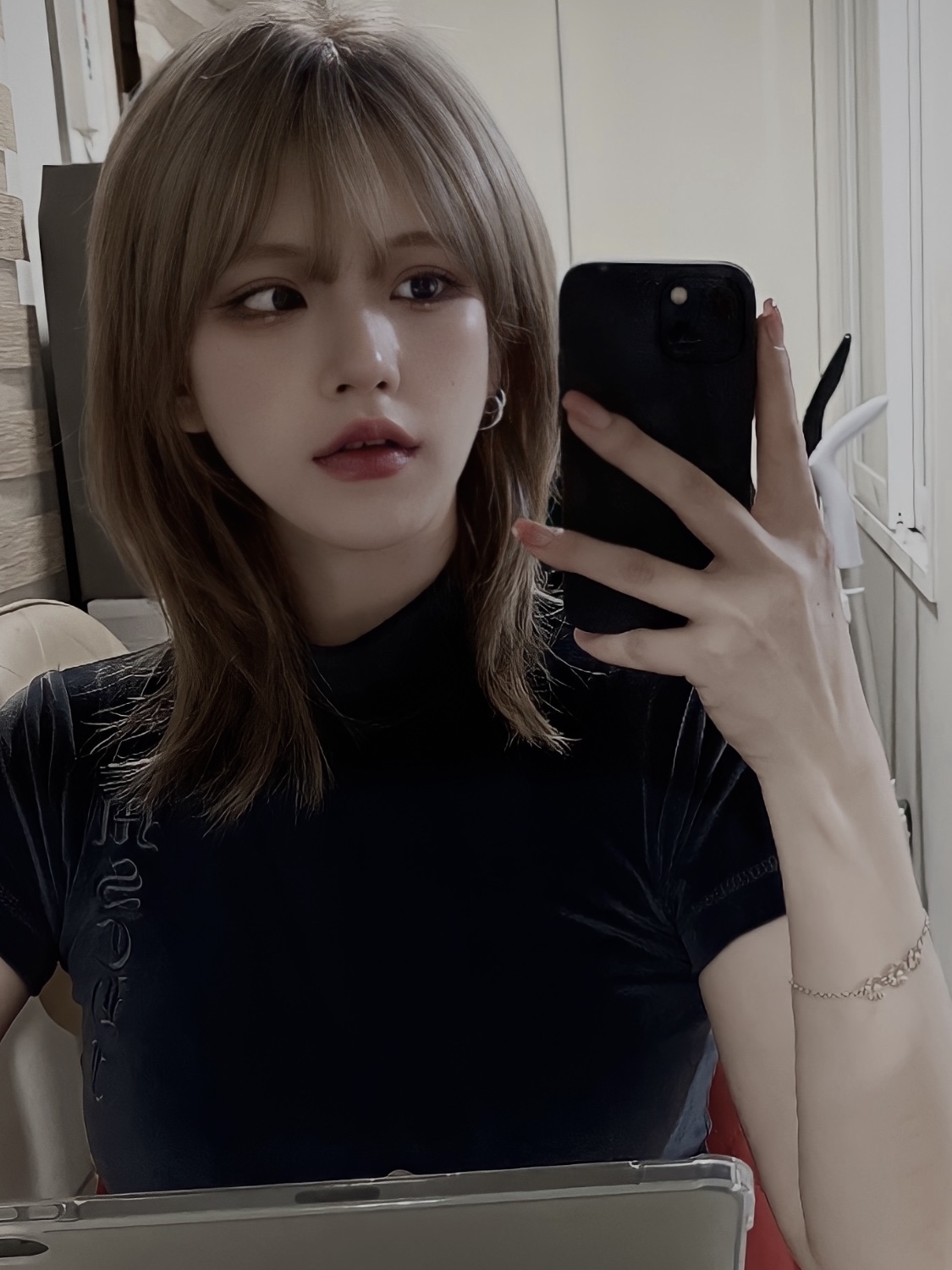 르네 (@eeee_ne) 님의 게시물 | KREAM