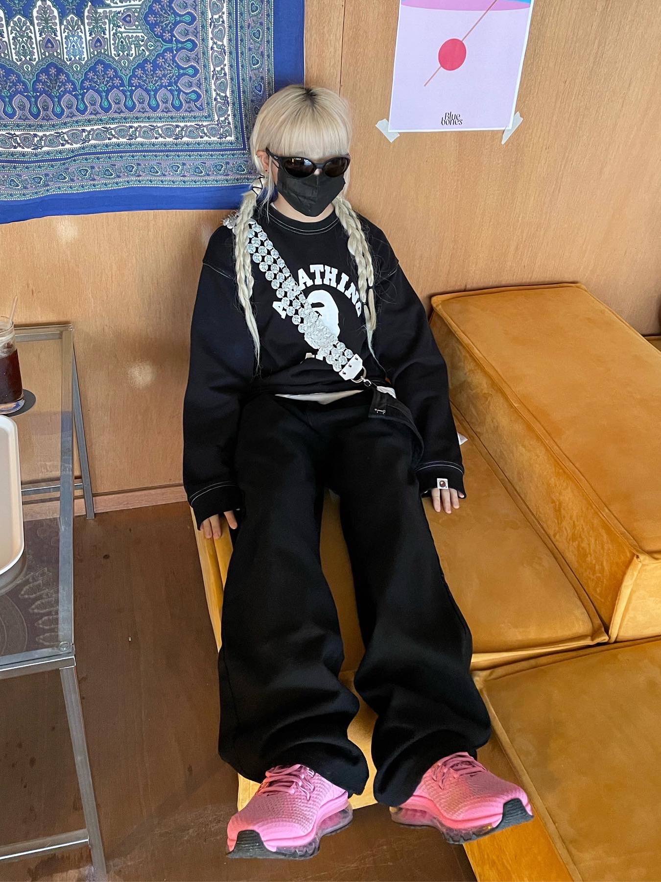 비 (@bee__ss) 님의 게시물 | KREAM