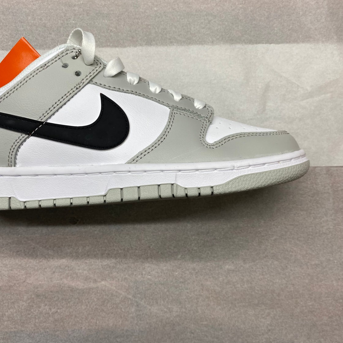 나이키 덩크 로우 레트로 SE 잭팟 그레이 포그 | KREAM