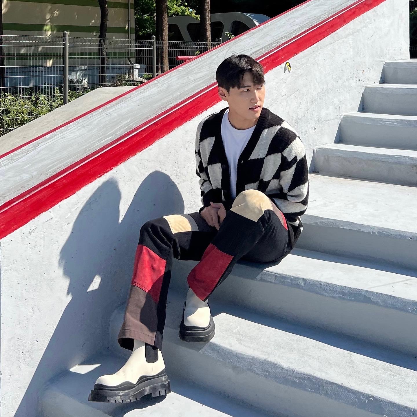 기덕 (@b__oo__ki) 님의 게시물 | KREAM