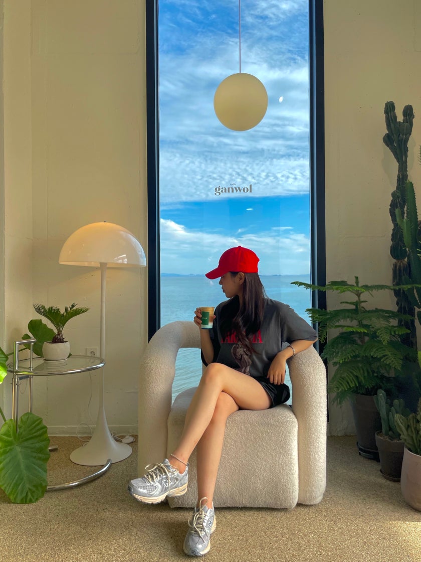 MIN JEONG (@ee.eoe) 님의 게시물 | KREAM