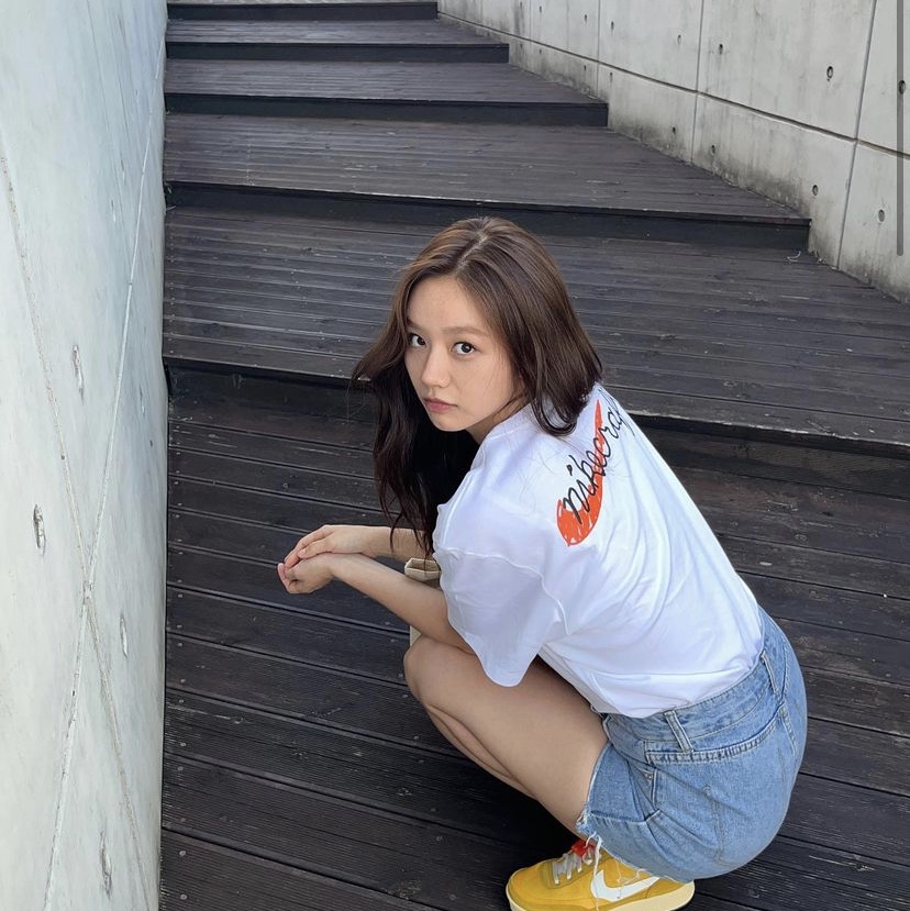 망망뮹 (@sowhatv) 님의 게시물 | KREAM