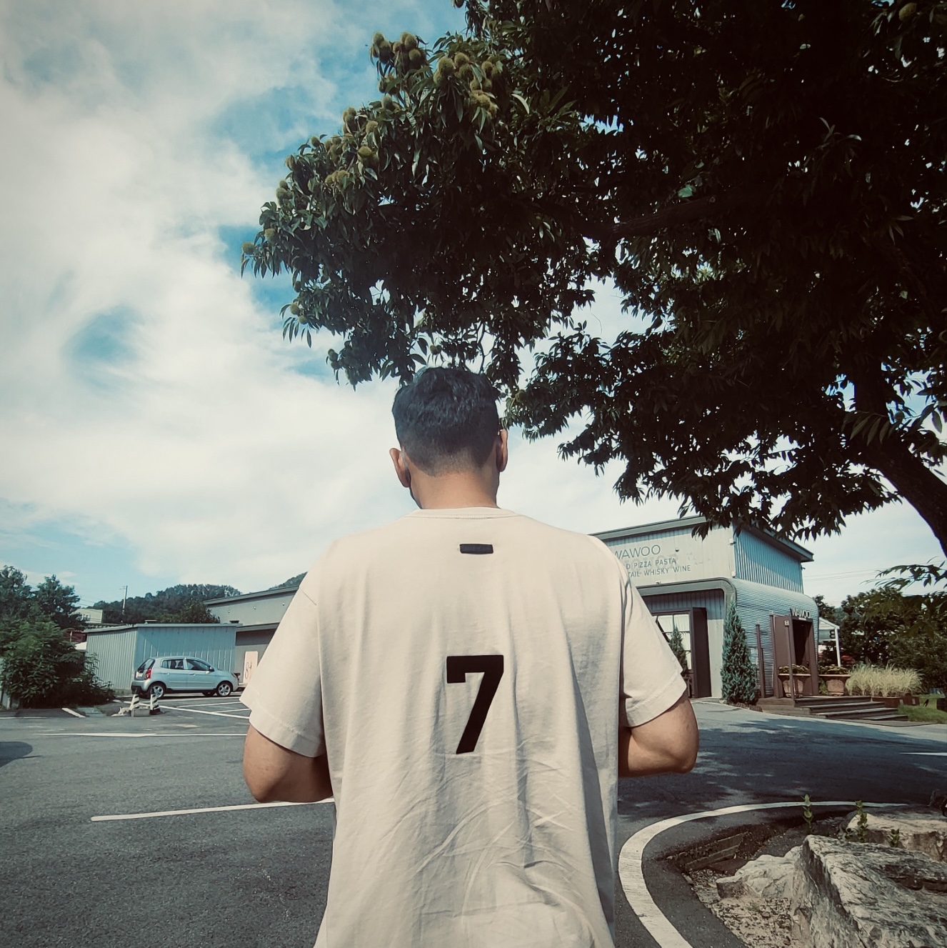 insta uh0000 (@sa_han) 님의 게시물 | KREAM