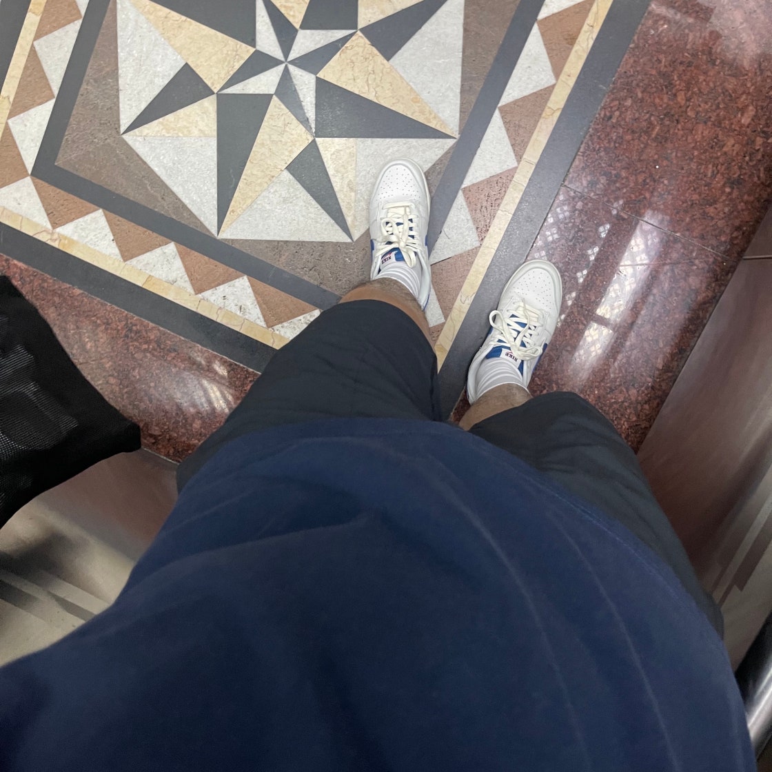 @hjkkk) 님의 게시물 | KREAM