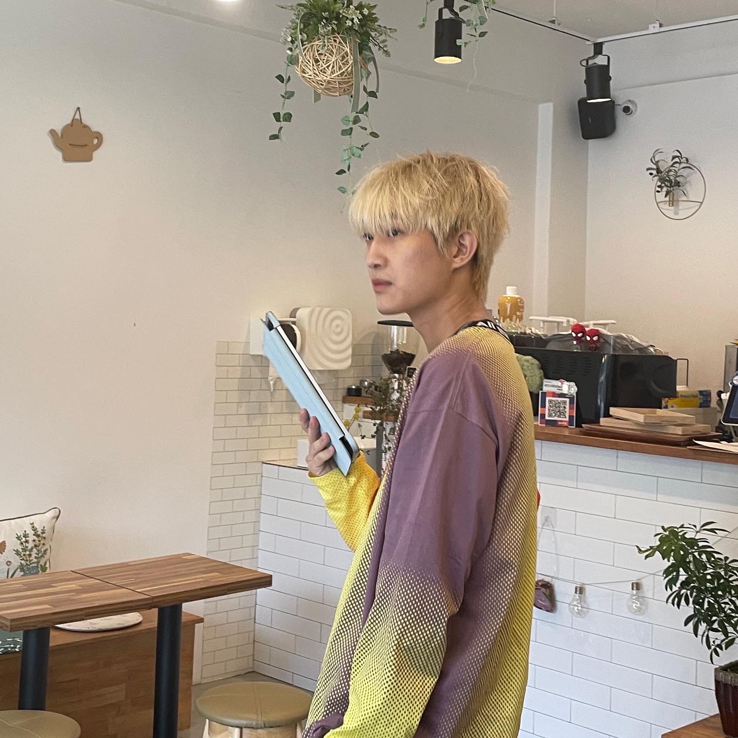 lucky (@wtw_ya) 님의 게시물 | KREAM