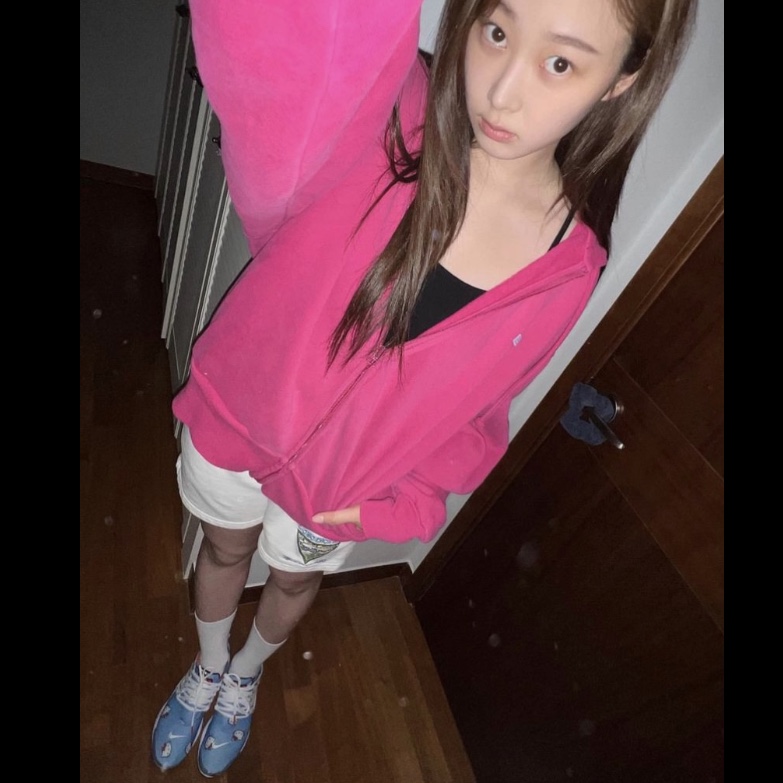 (@danielwcho) 님의 게시물 | KREAM