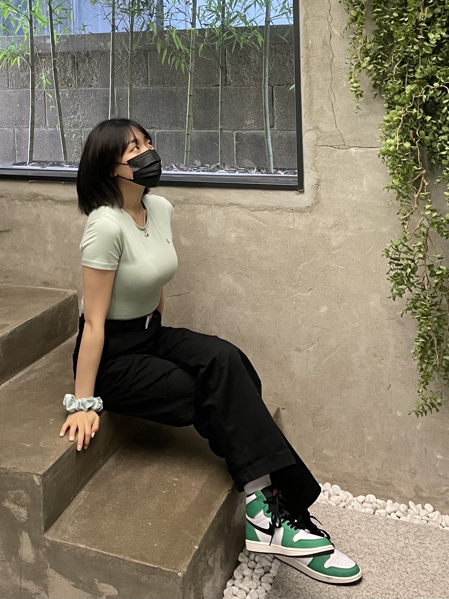 도두딘 (@du_d1n) 님의 게시물 | KREAM