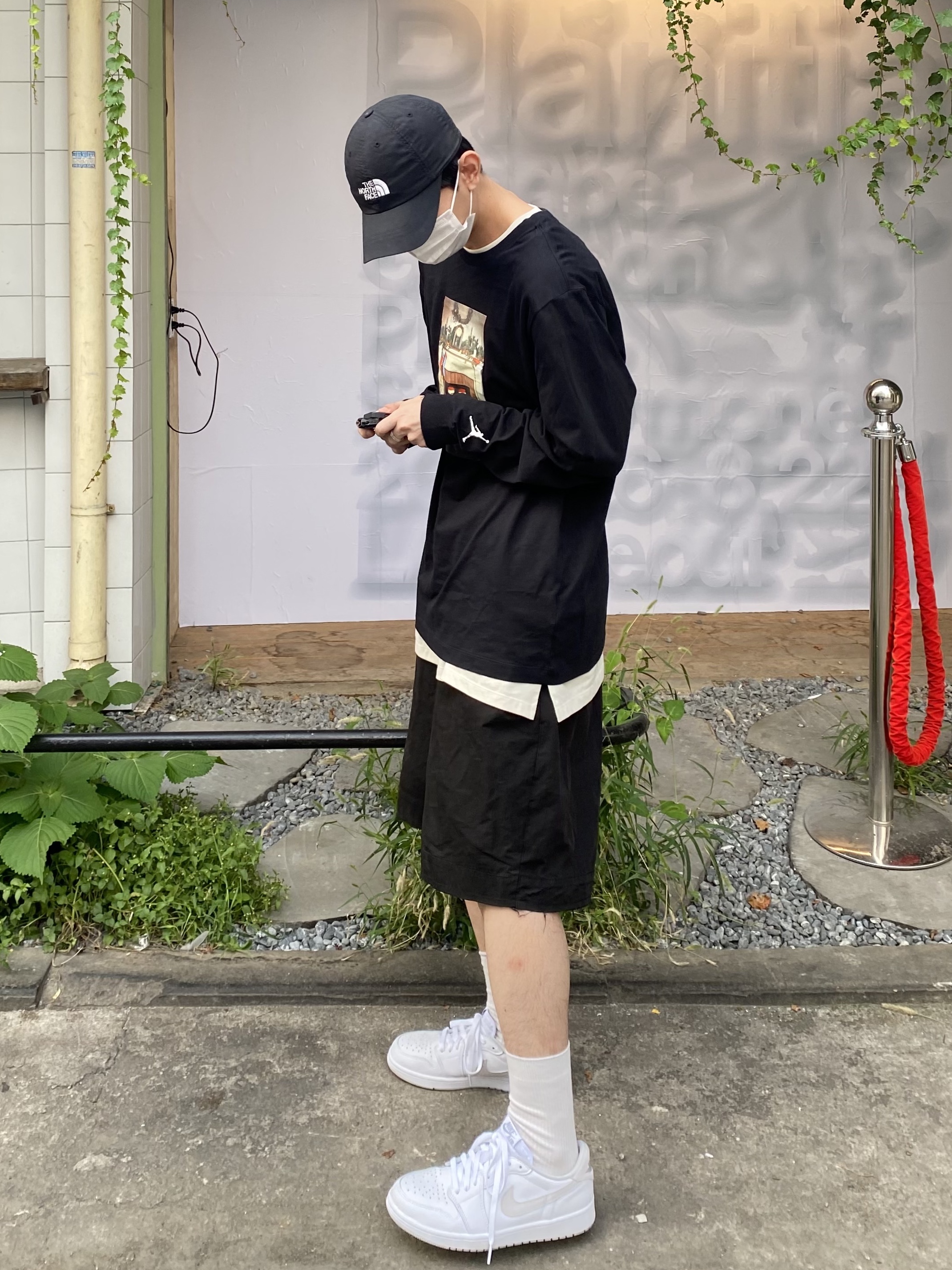 소코년 (@sonyunko) 님의 게시물 | KREAM