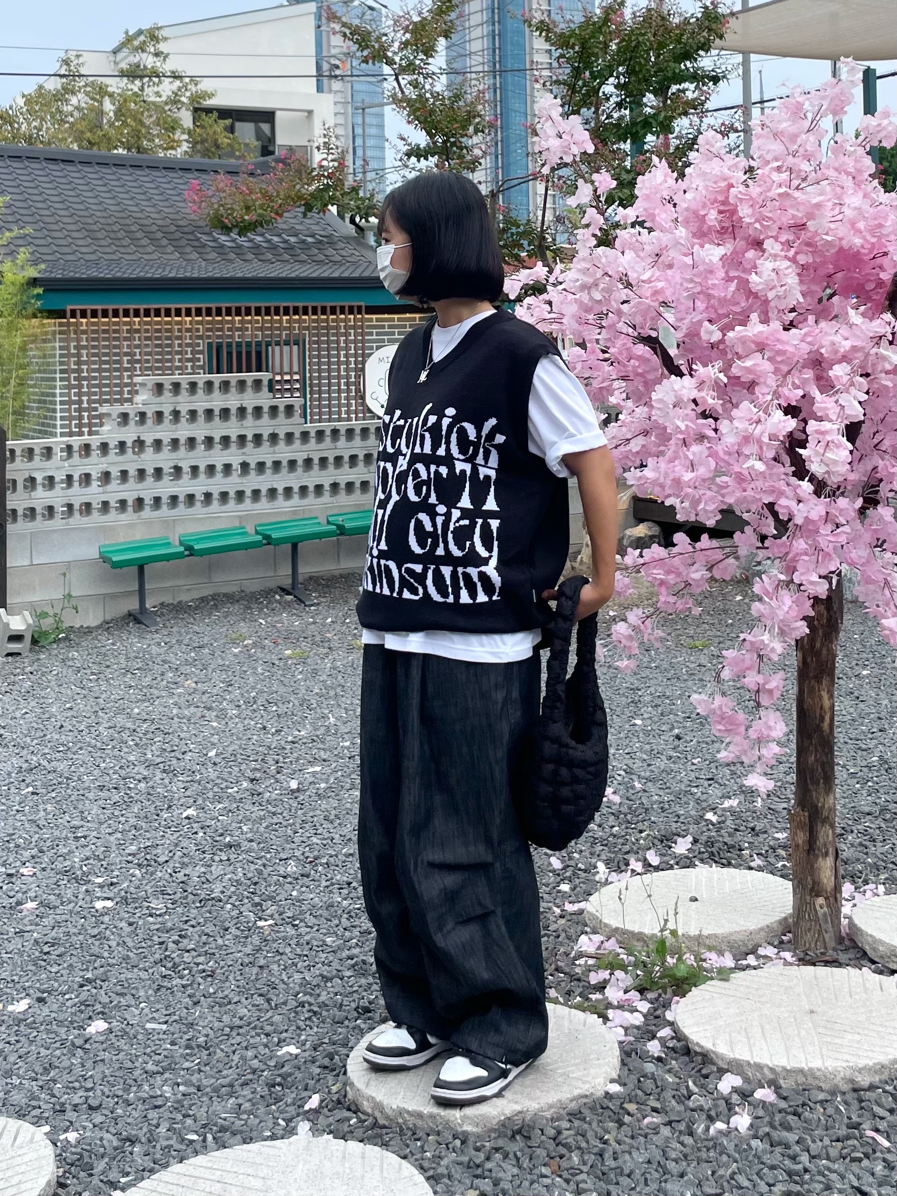 깅단비 (@__sweet.rain_) 님의 게시물 | KREAM