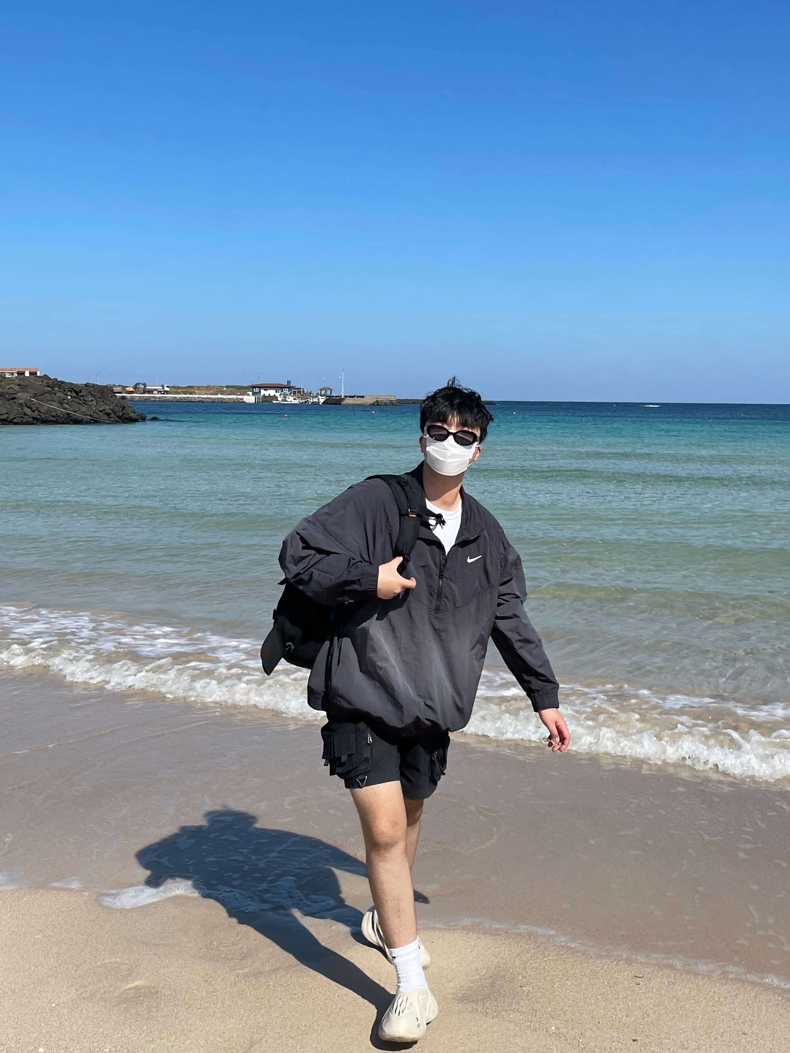 장환 (@wearetrbl) 님의 게시물 | KREAM