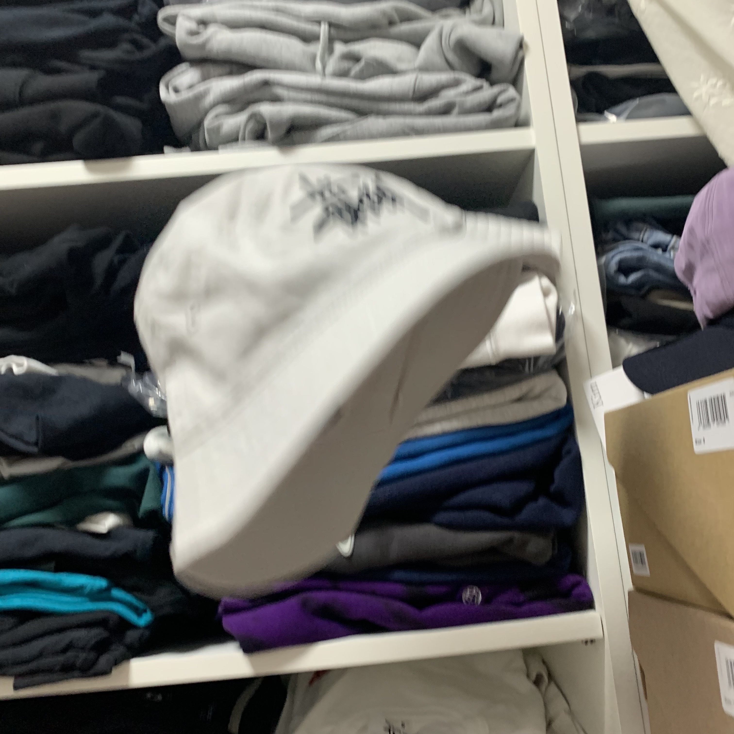 옷? 신발? 너무 좋아🌀 (@mj_62) 님의 게시물 | KREAM