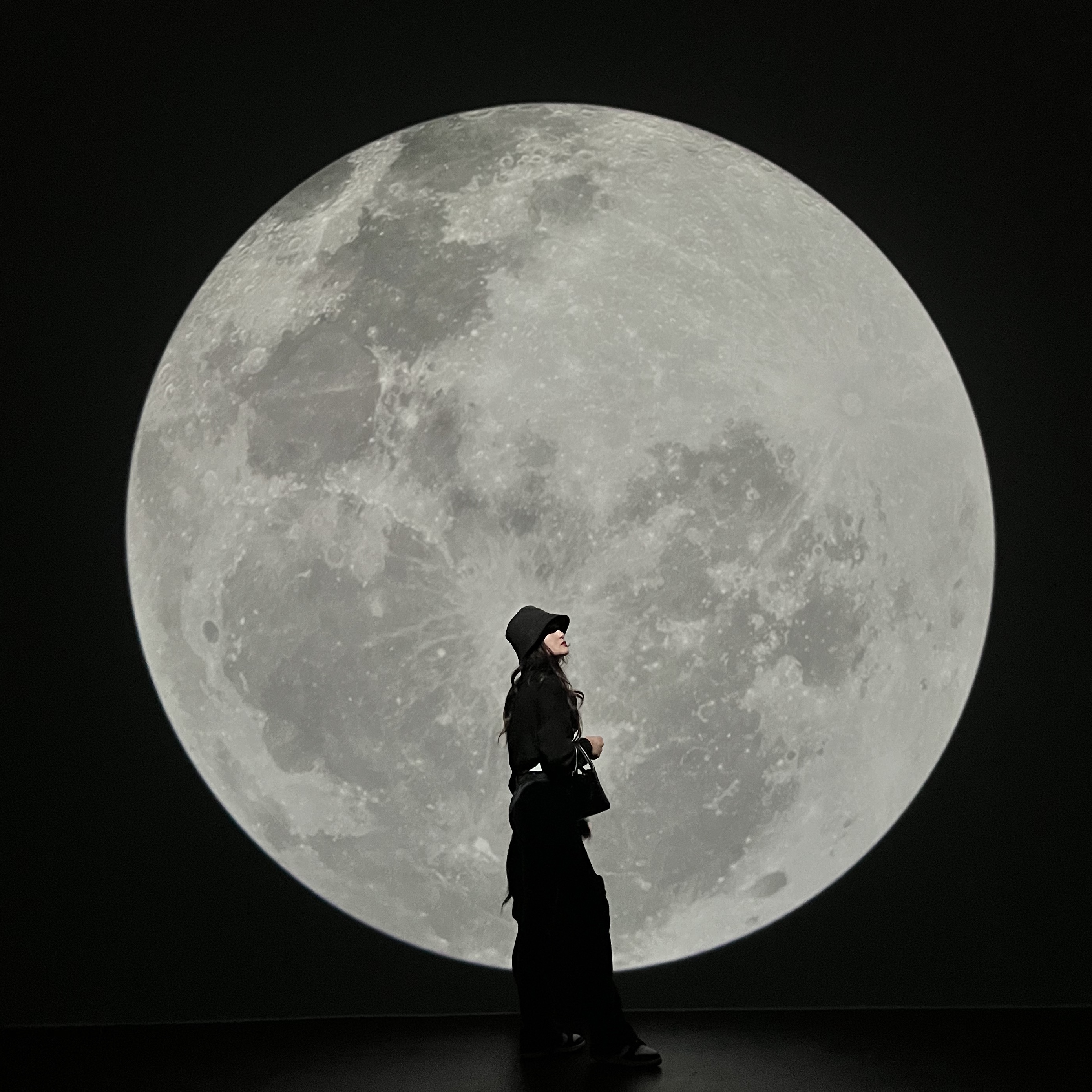 (@viixcc) 님의 게시물 | KREAM