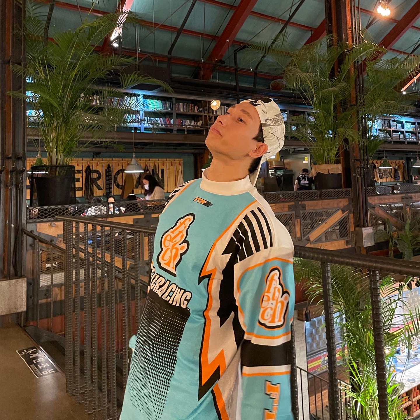 창현우 (@2face) 님의 게시물 | KREAM