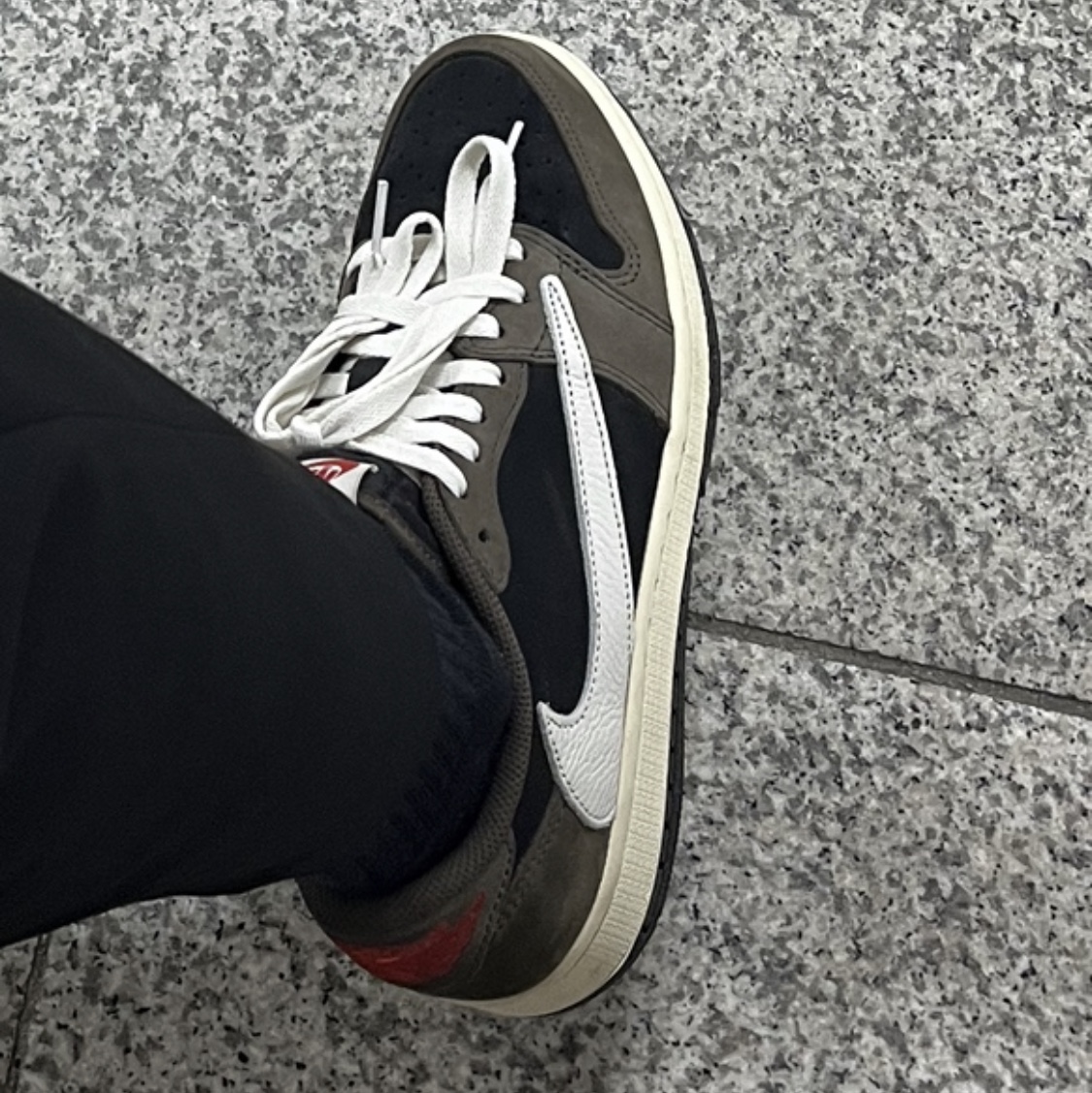 하이잭 (@hizack) 님의 게시물 | KREAM